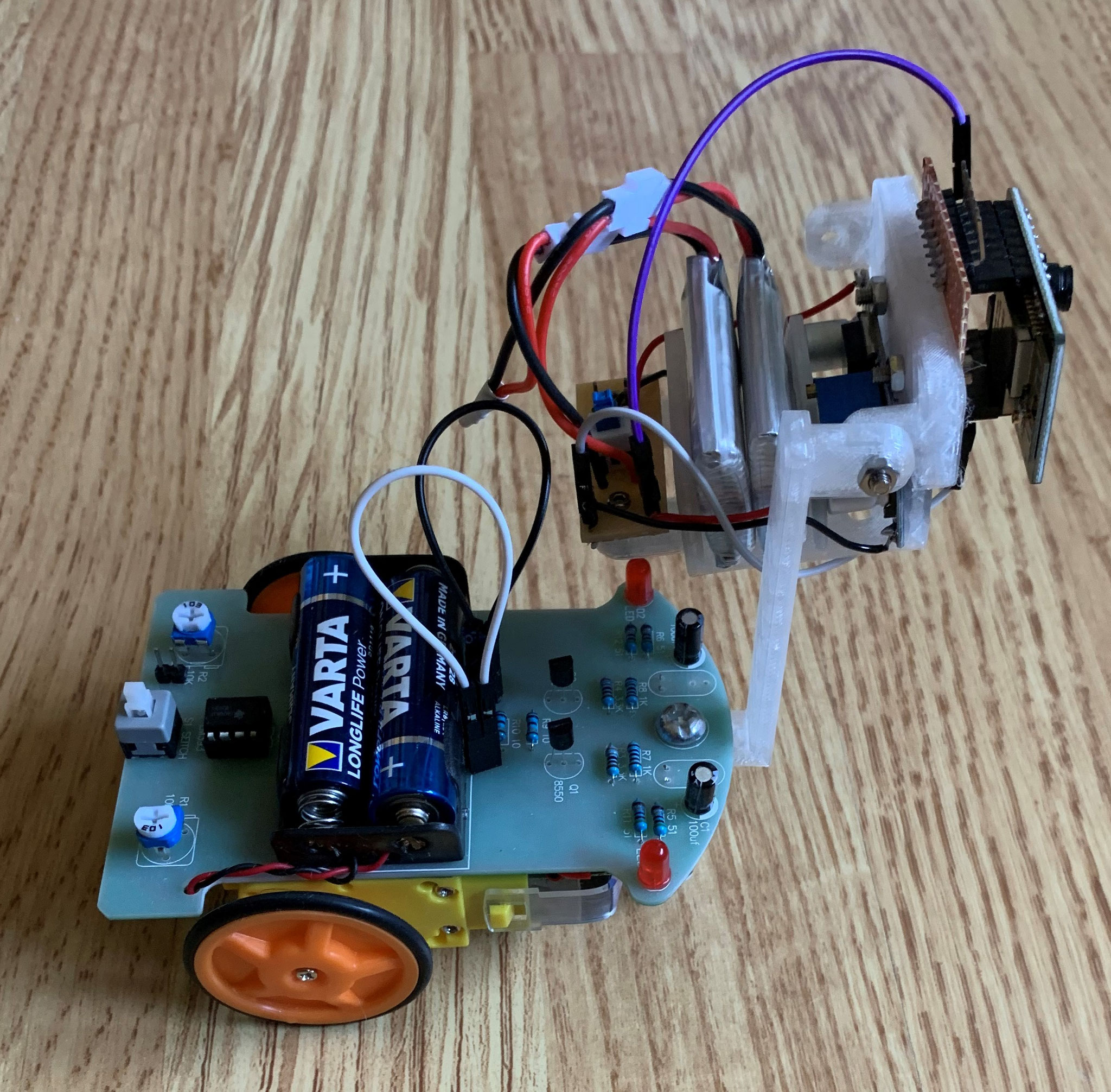 Line Follower with ESP32-CAM - TekyInBlack