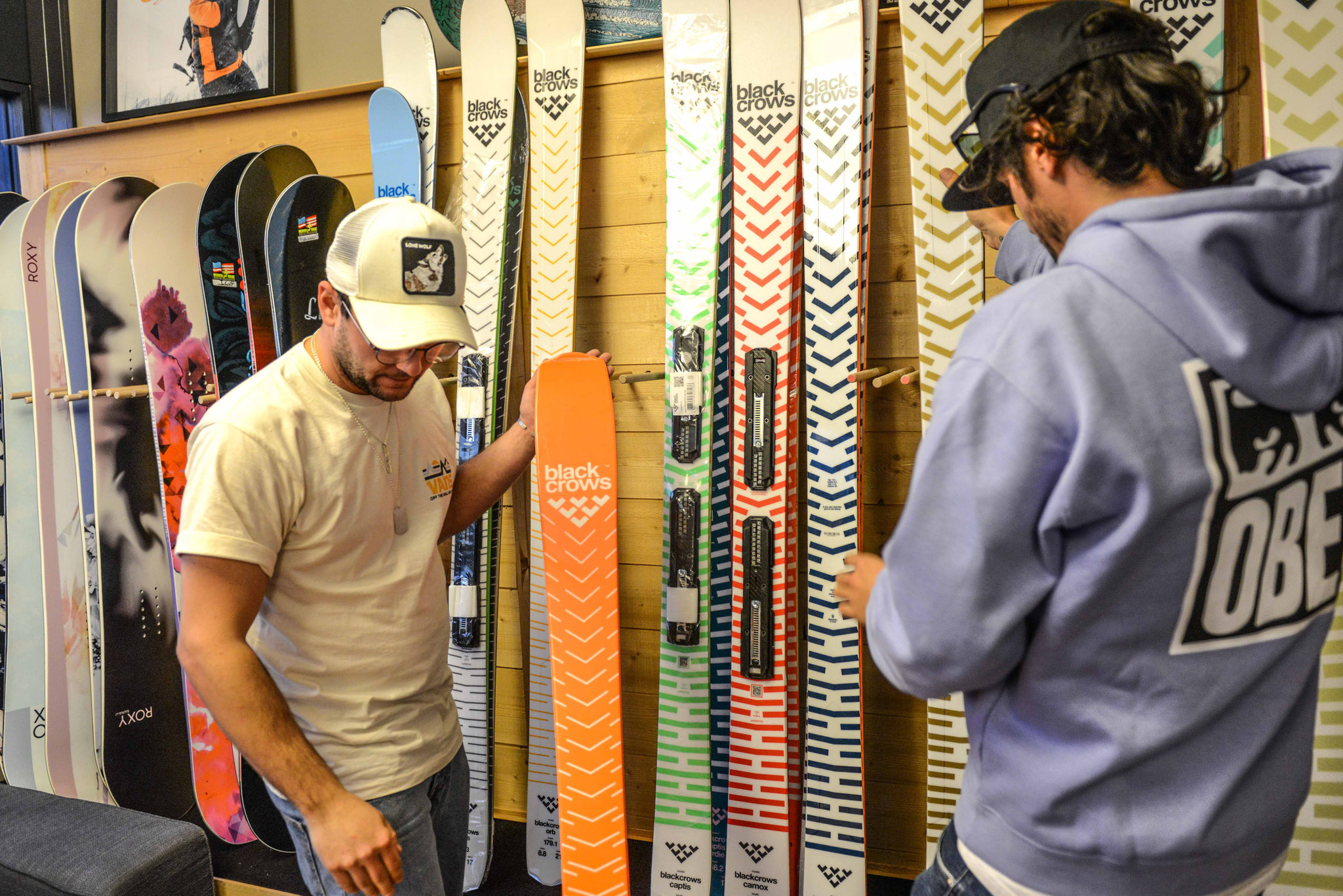 Pro shop Black Crows Montgenèvre - Ski Palace - Magasin de Sport ...