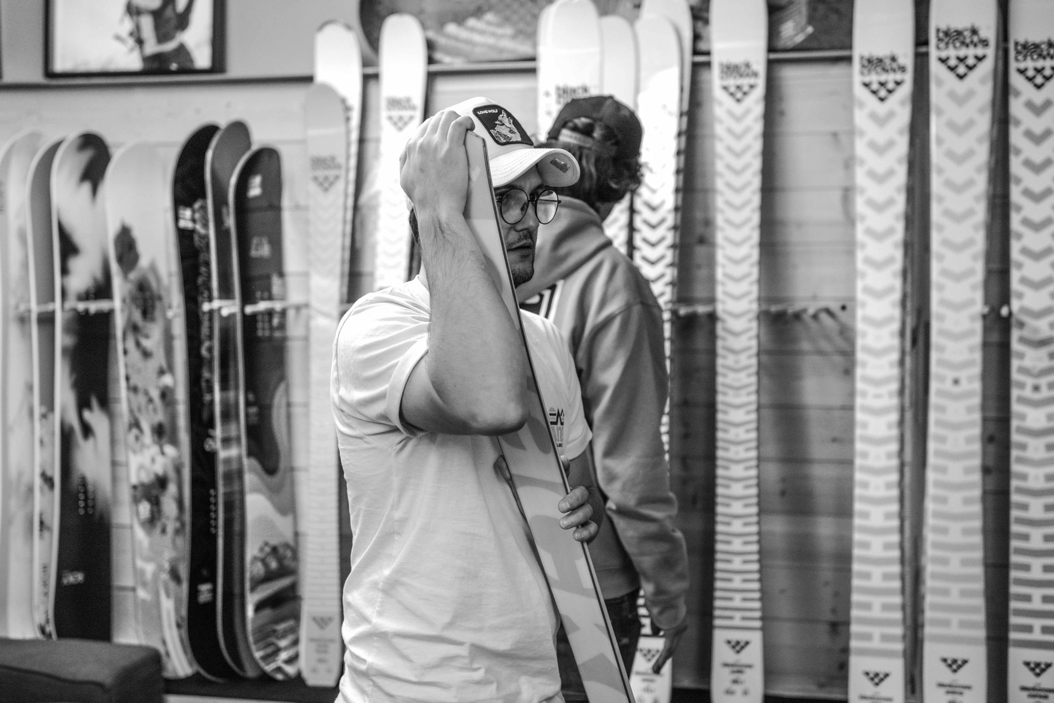 Pro shop Black Crows Montgenèvre - Ski Palace - Magasin de Sport ...