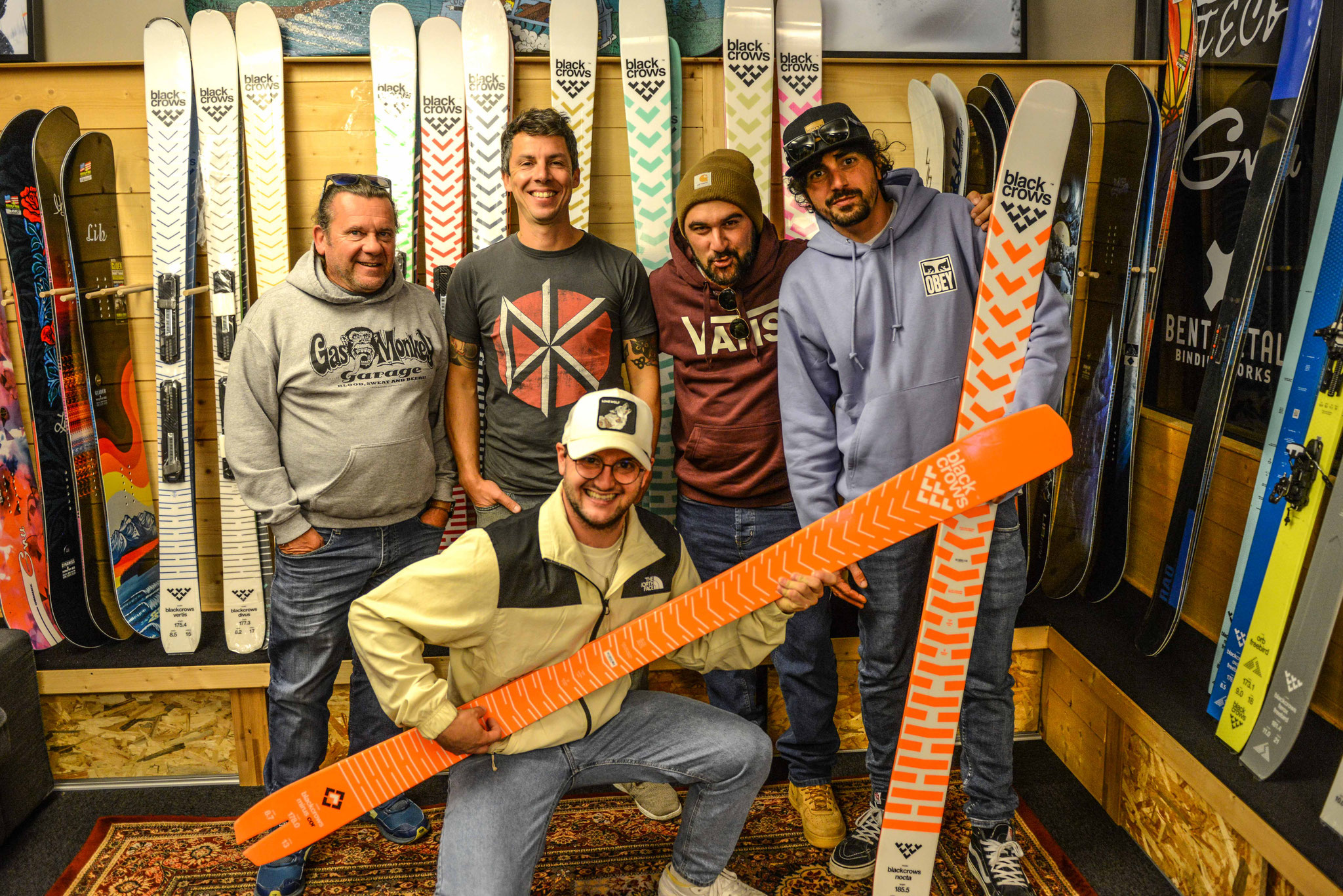 Pro shop Black Crows Montgenèvre - Ski Palace - Magasin de Sport ...