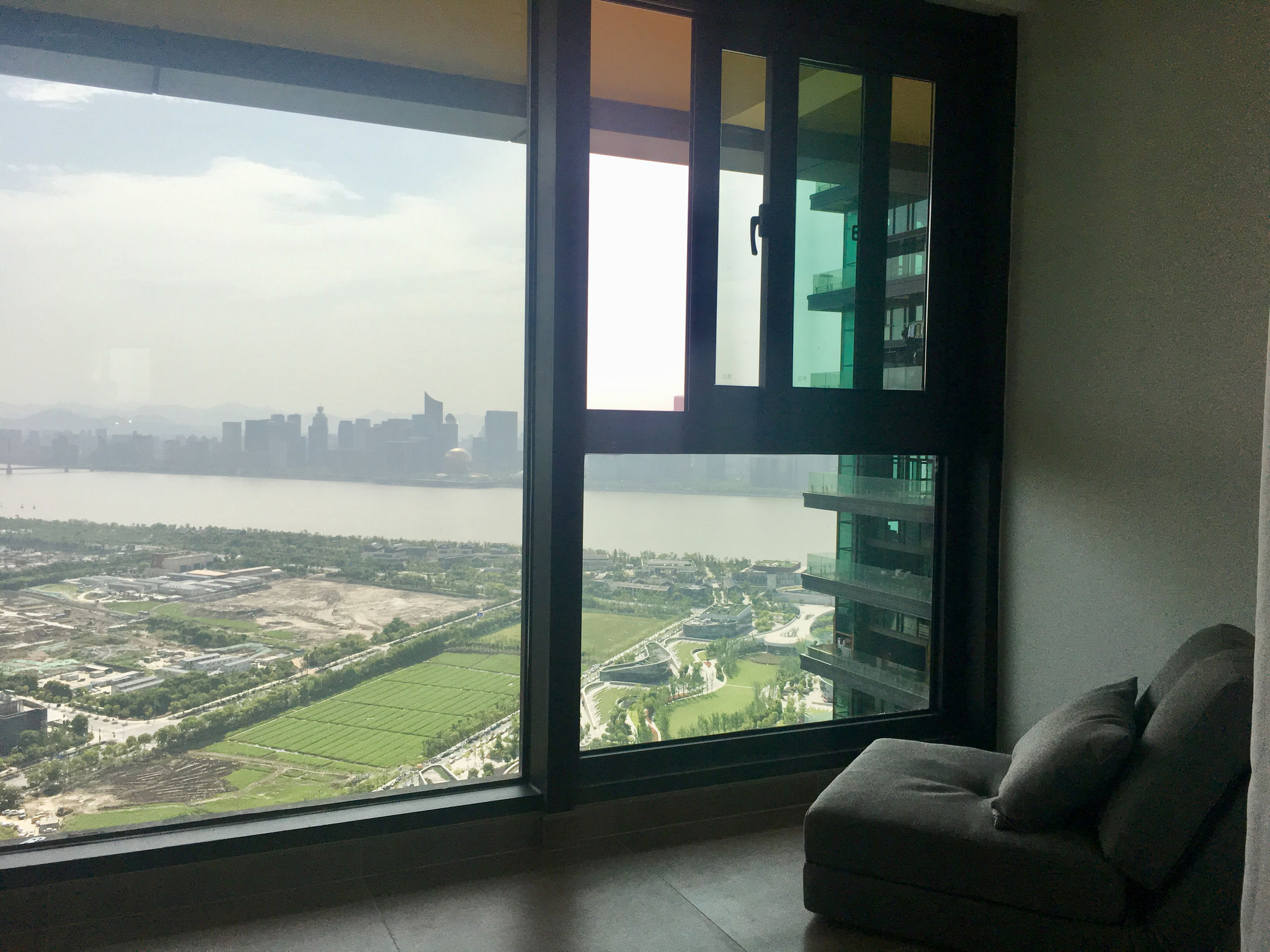 Two Expat Apartments in REgent International Centre for rent - expat-home