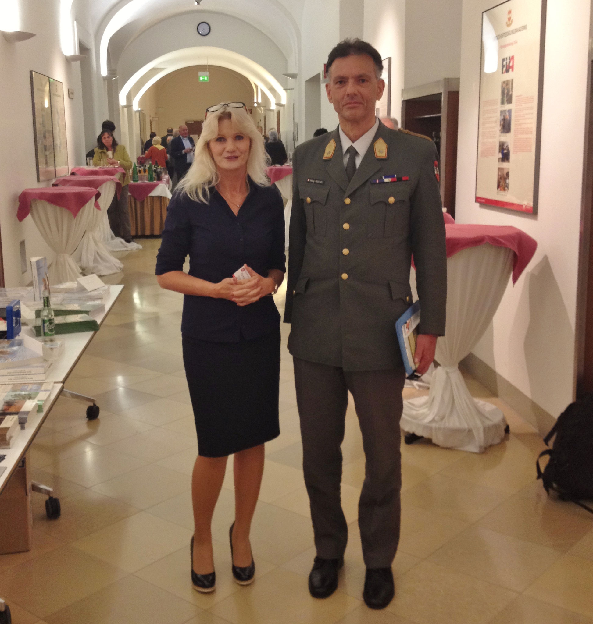 Willkommen im Carola Hartmann Miles-Verlag! - miles-verlags jimdo page!