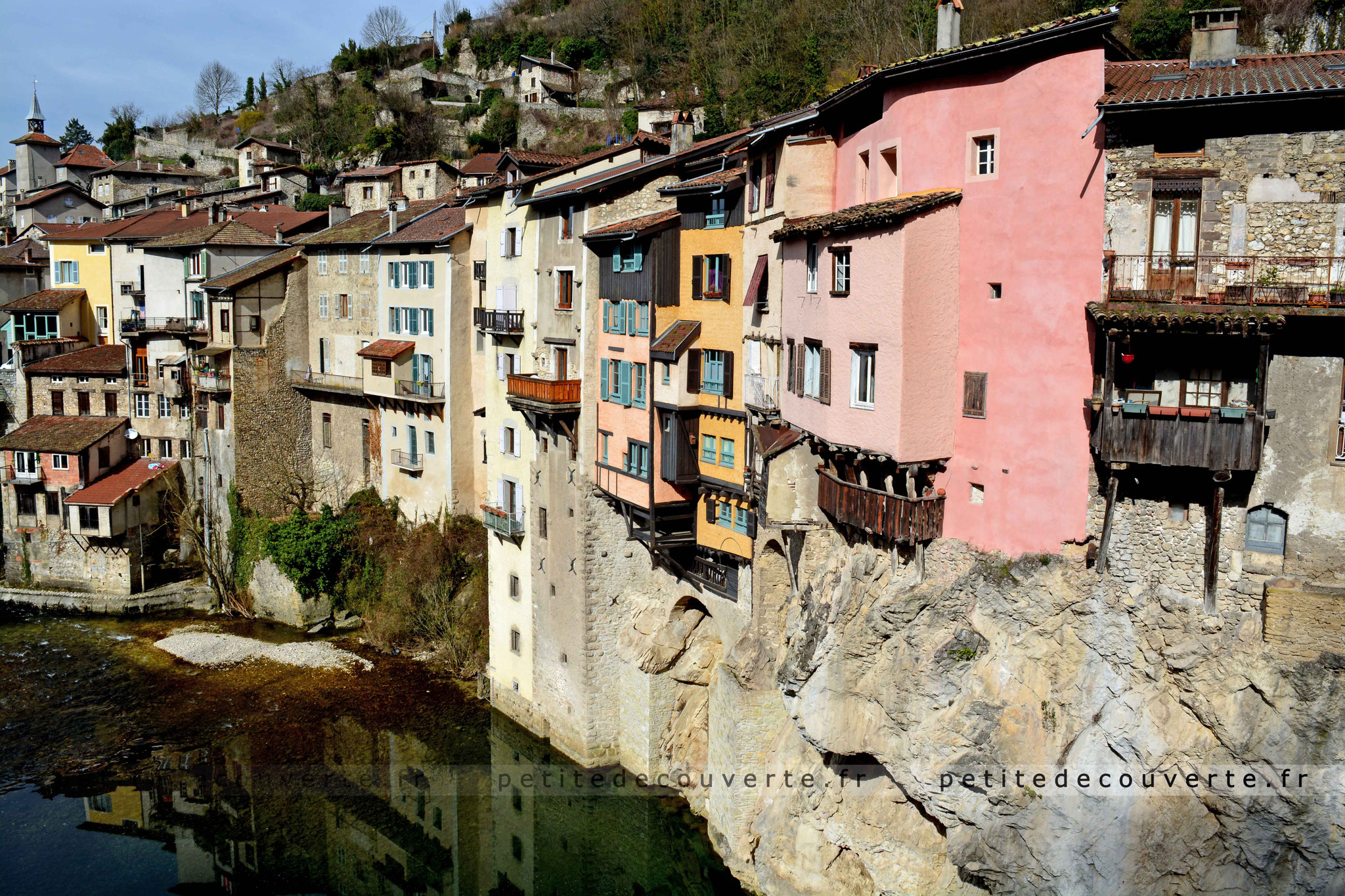 Maisons suspendues de Pont-en-Royans - Petite Découverte