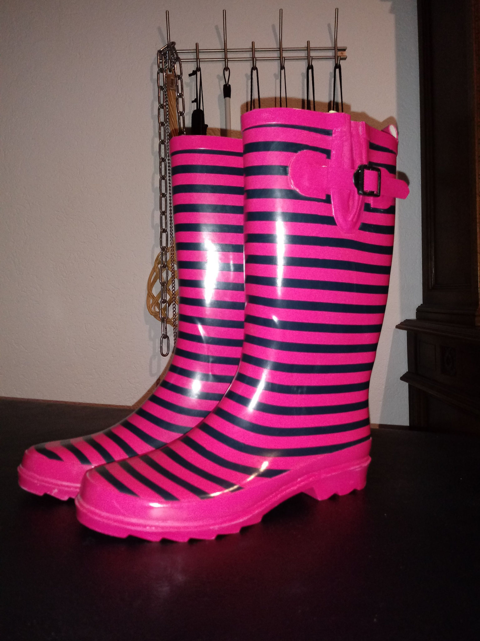 Lady Tinka - Gummistiefel - Lady Tinka - Femdom, Sadistin & Fetischistin