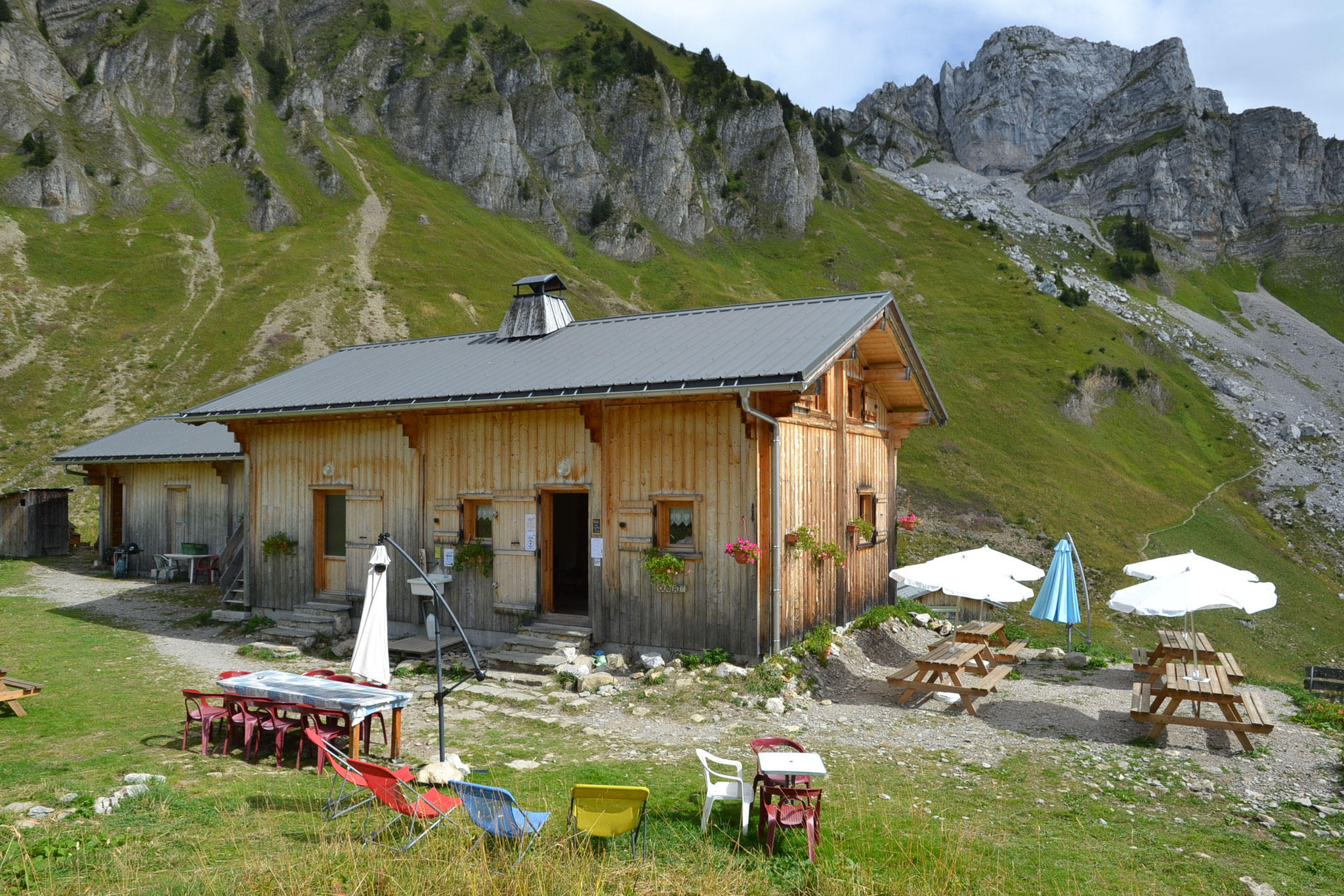 Bienvenue à Lessy - Refuge d'altitude- Buvette - Lac de Lessy - Haute ...