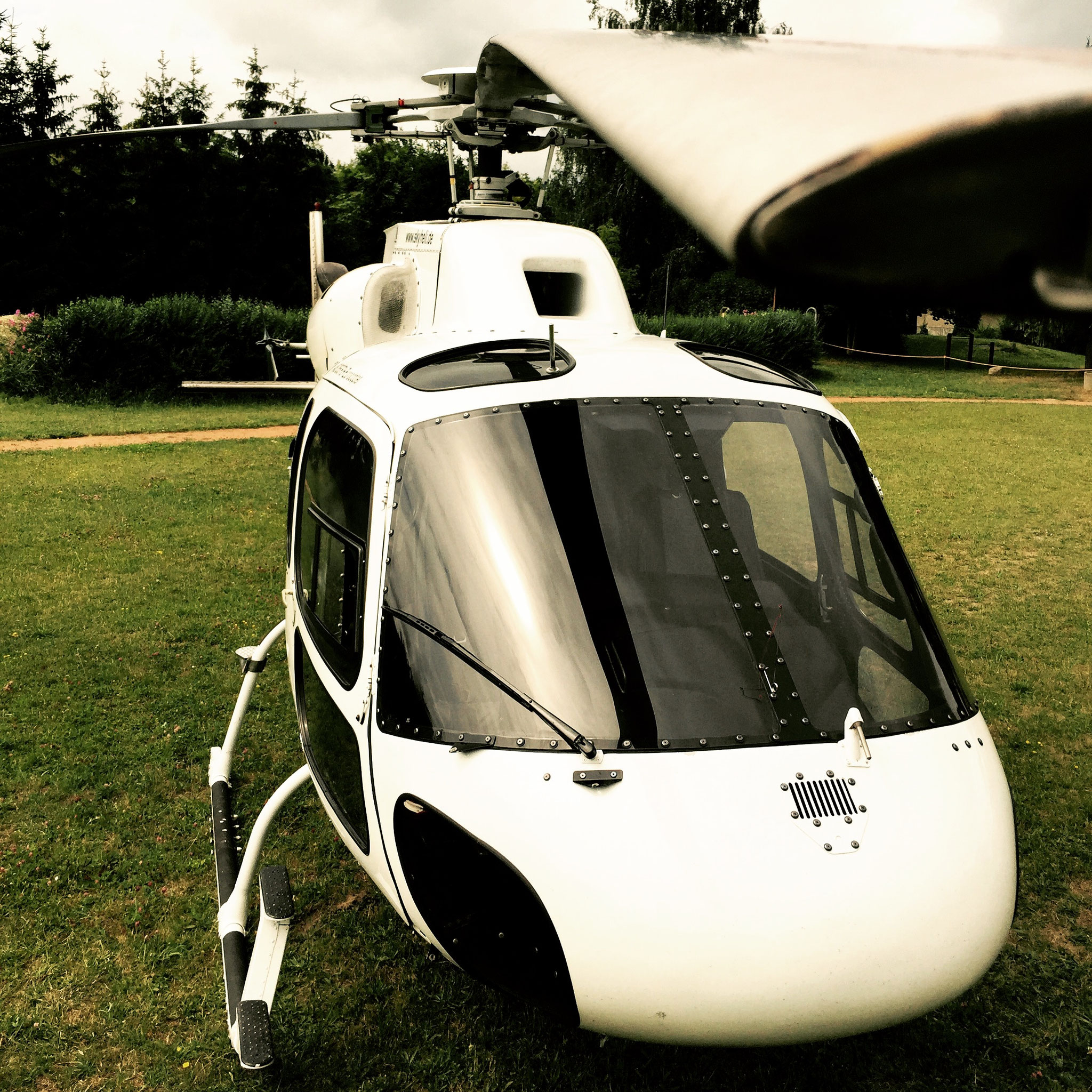 SKY HELI GmbH - Hubschrauber Unternehmen und Flugschule - SKY HELI GmbH ...