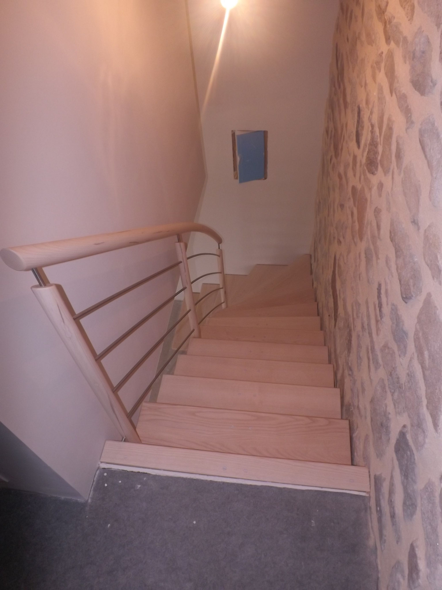 Réalisation Escalier Limon Central Cremaillère En L Escaliers Prosper