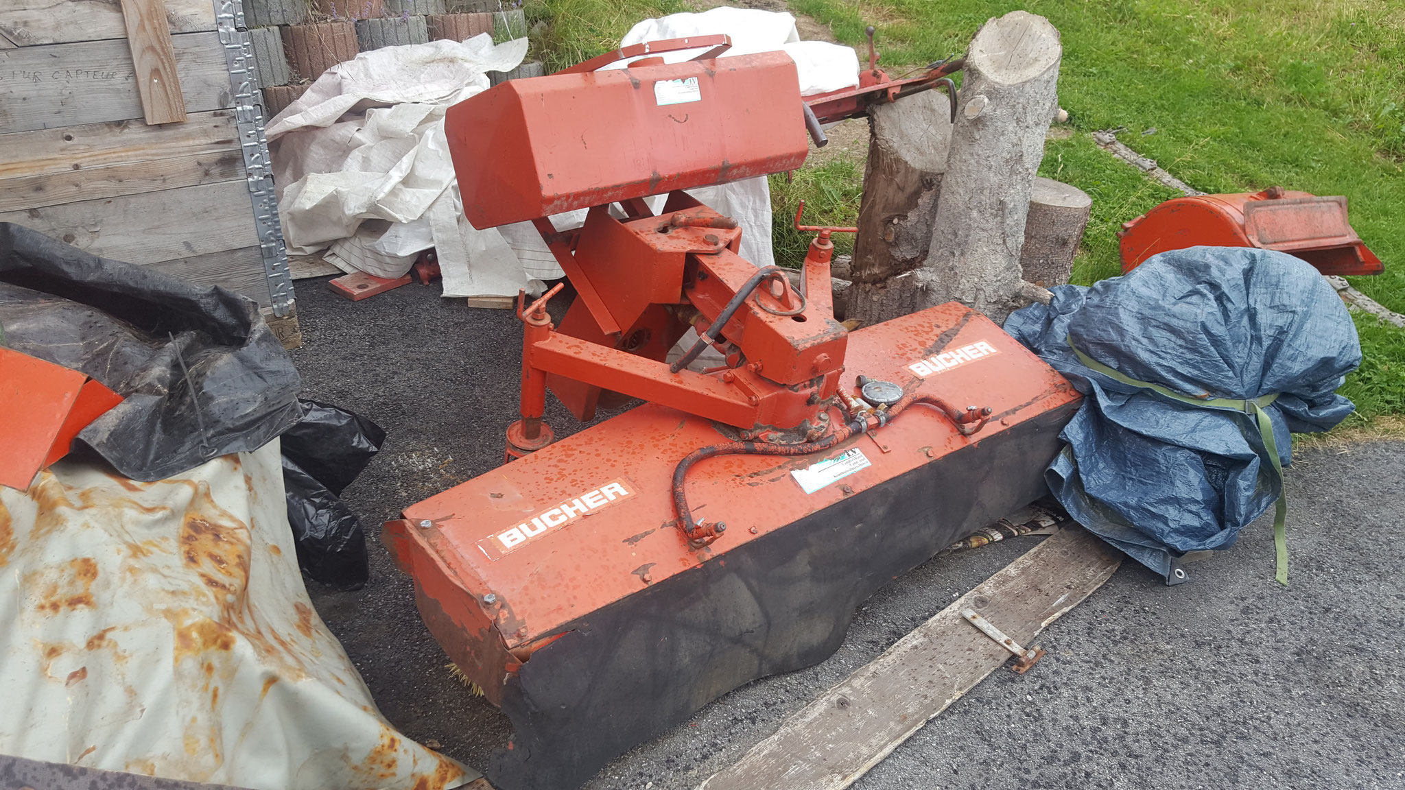 BUCHER M 700 S - Mes véhicules BUCHER