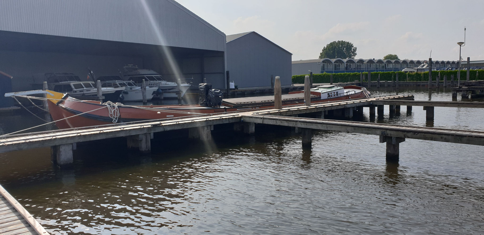 Overdekte ligplaatsen - RFU Jachtspecialist Jirnsum - Jachthaven ...