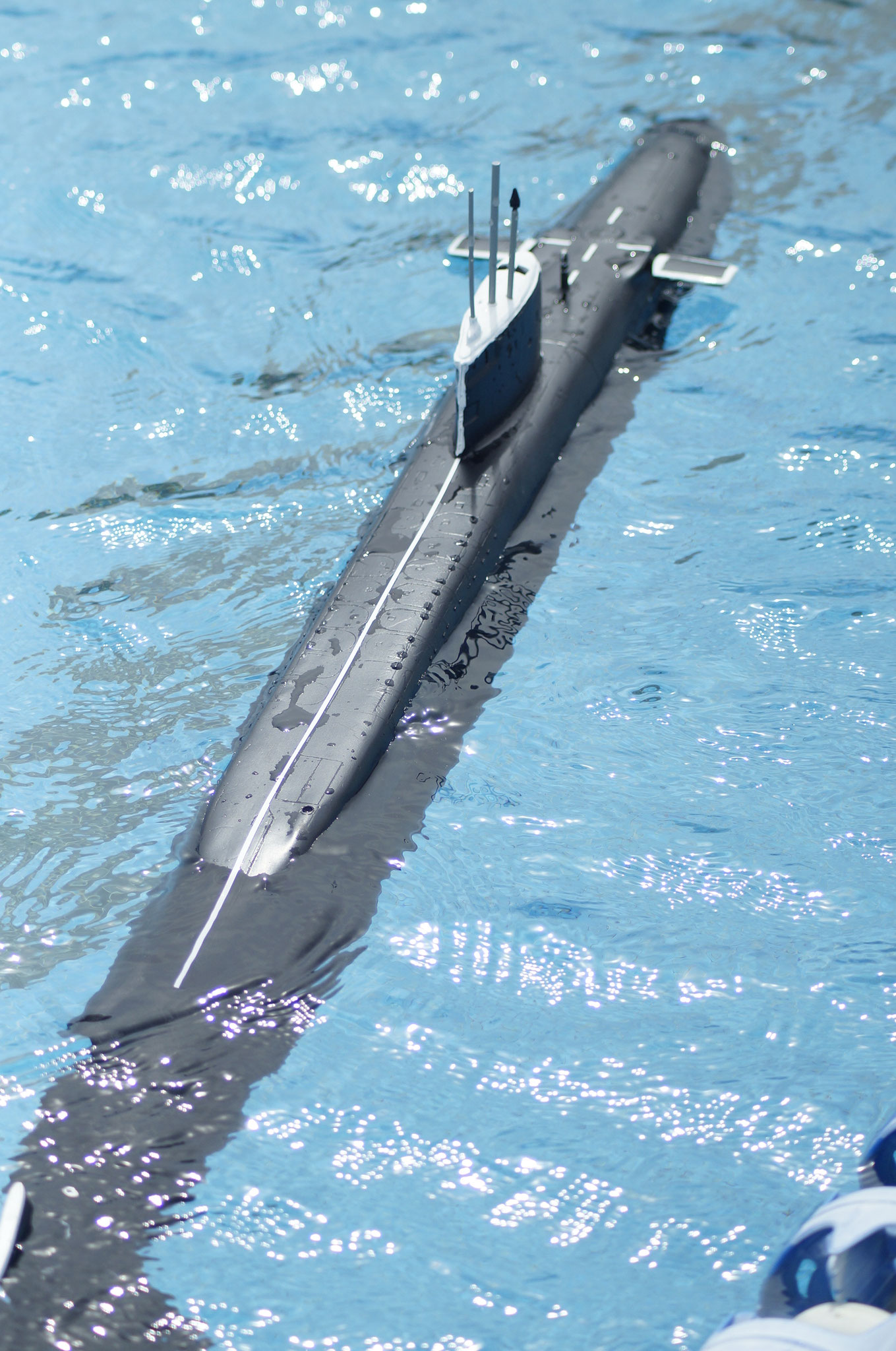 RC Model Submarine kits and cylinders - zerobubblemodeldesign