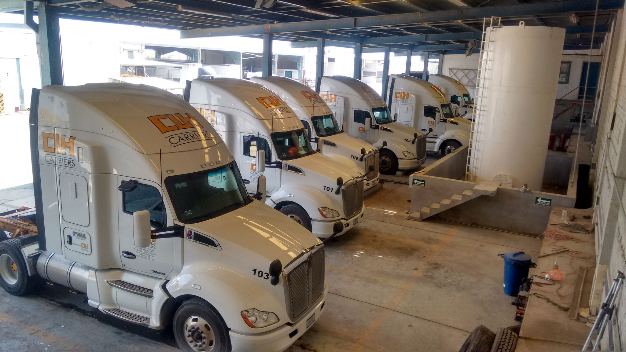 CLH CARRIERS, SA DE CV. - CLH CARRIERS, SA DE CV