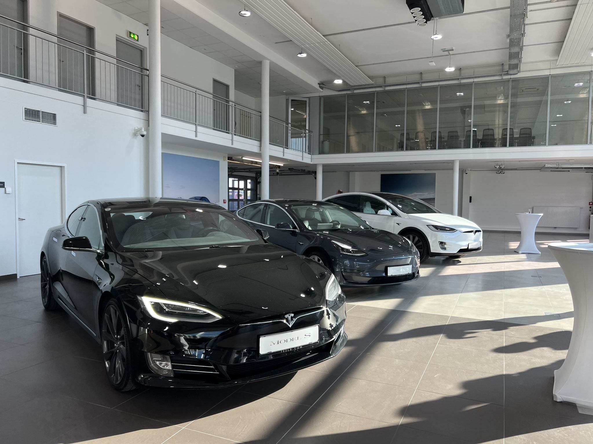 Neues Tesla Service Center in Linz - Tesla Club Austria