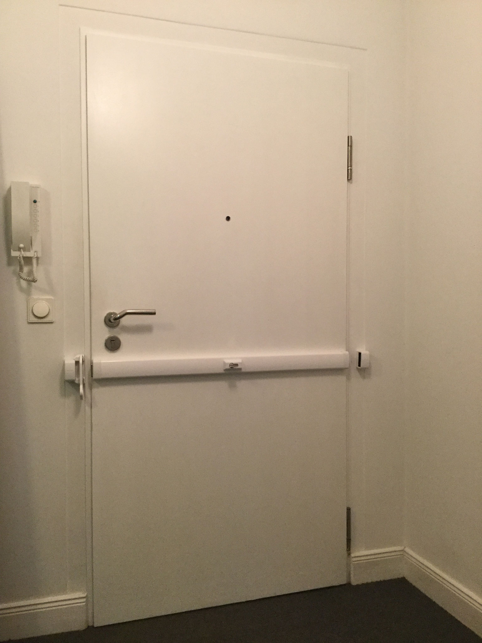 Panzerriegel Hamburg | Einbau günstig - Schlüsseldienst