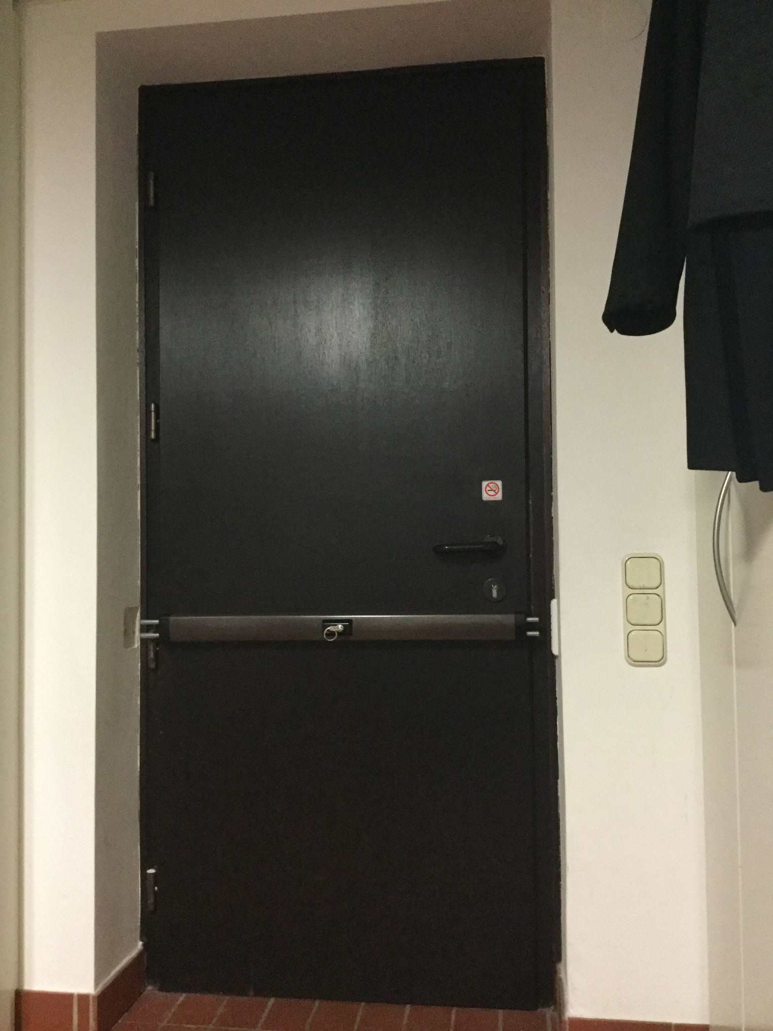 Panzerriegel Hamburg | Einbau günstig - Schlüsseldienst