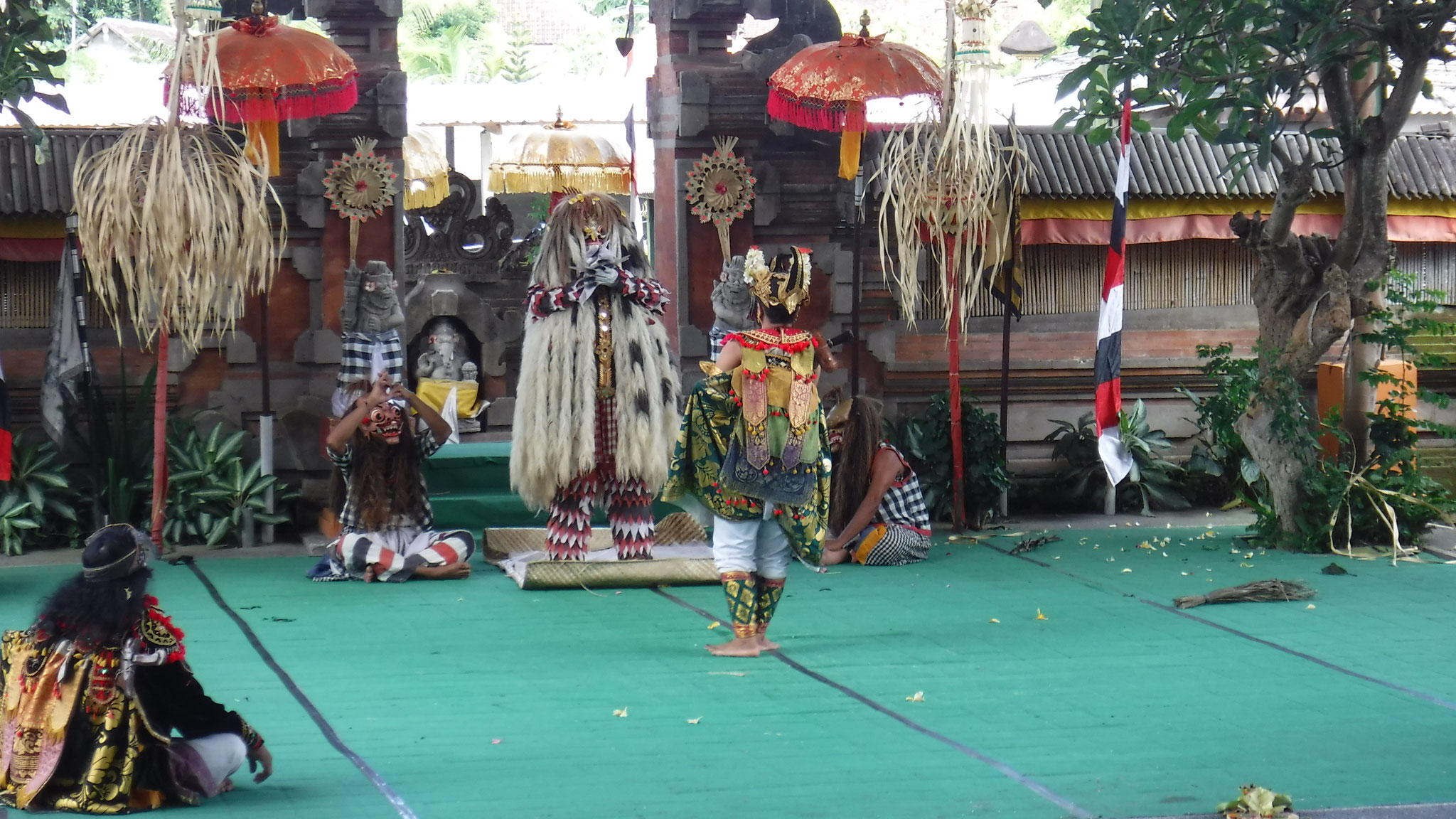 バリ島 バロンダンス - kayo&kouのホームページ