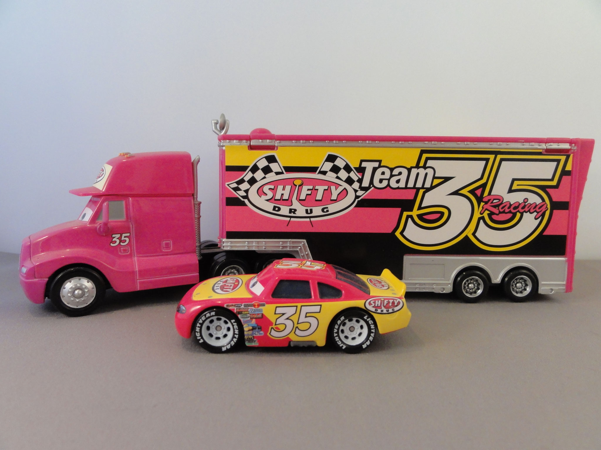 Piston Cup - Page 4 - Bed and Breakfast Amsterdam West (Nederland ...