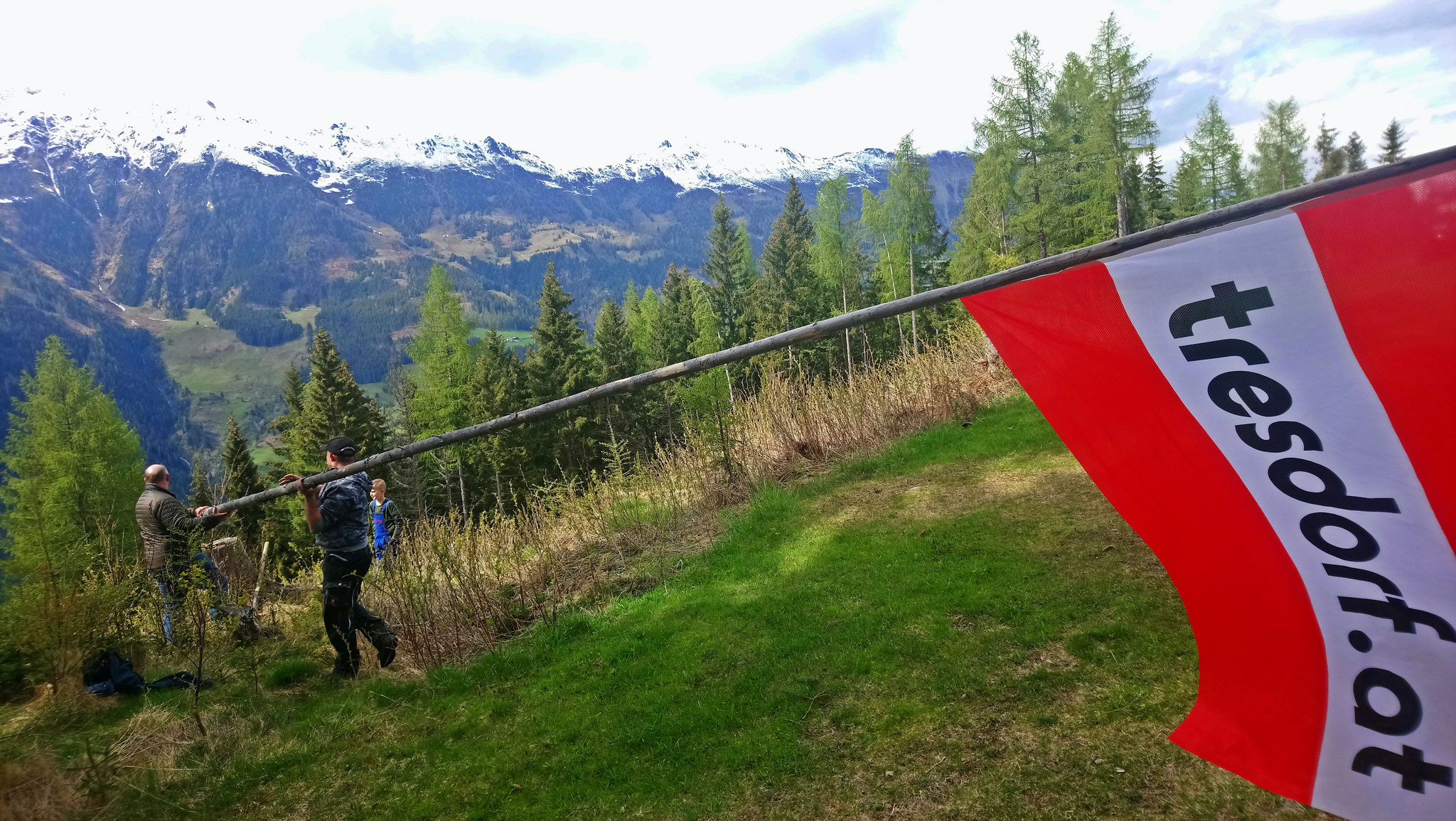 tresdorf at fahne ronaalm 2019 - Tresdorf