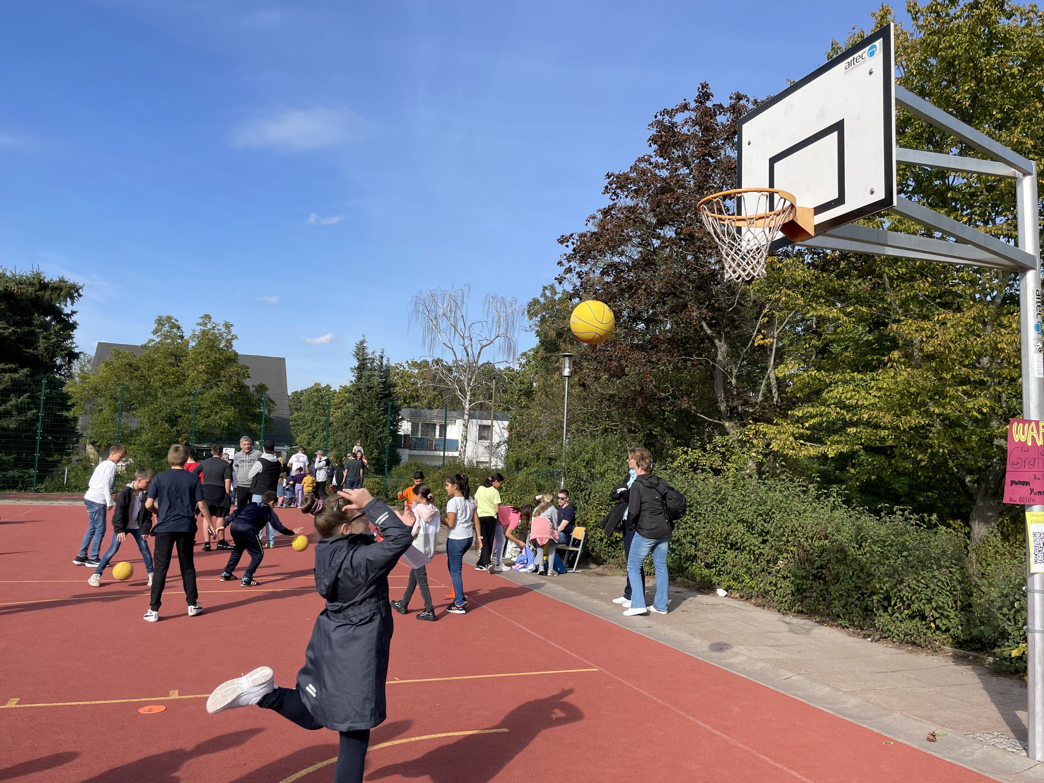 Impressionen vom Sommerfest (23.09.) - Lisa-Tetzner-Grundschule
