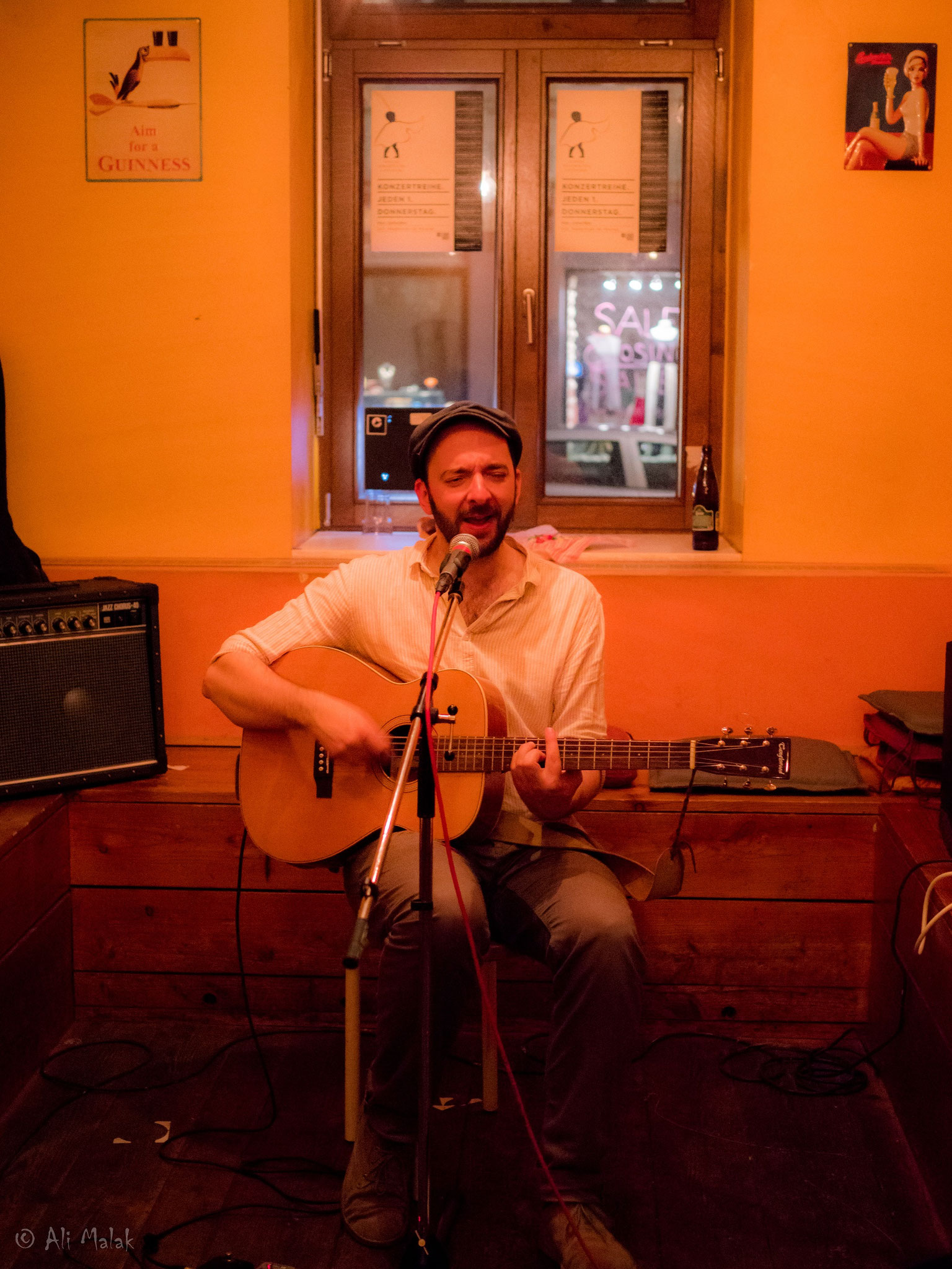 Cosma Joy & Sebastian Block - Singer. Songwriter. Lifesaver.