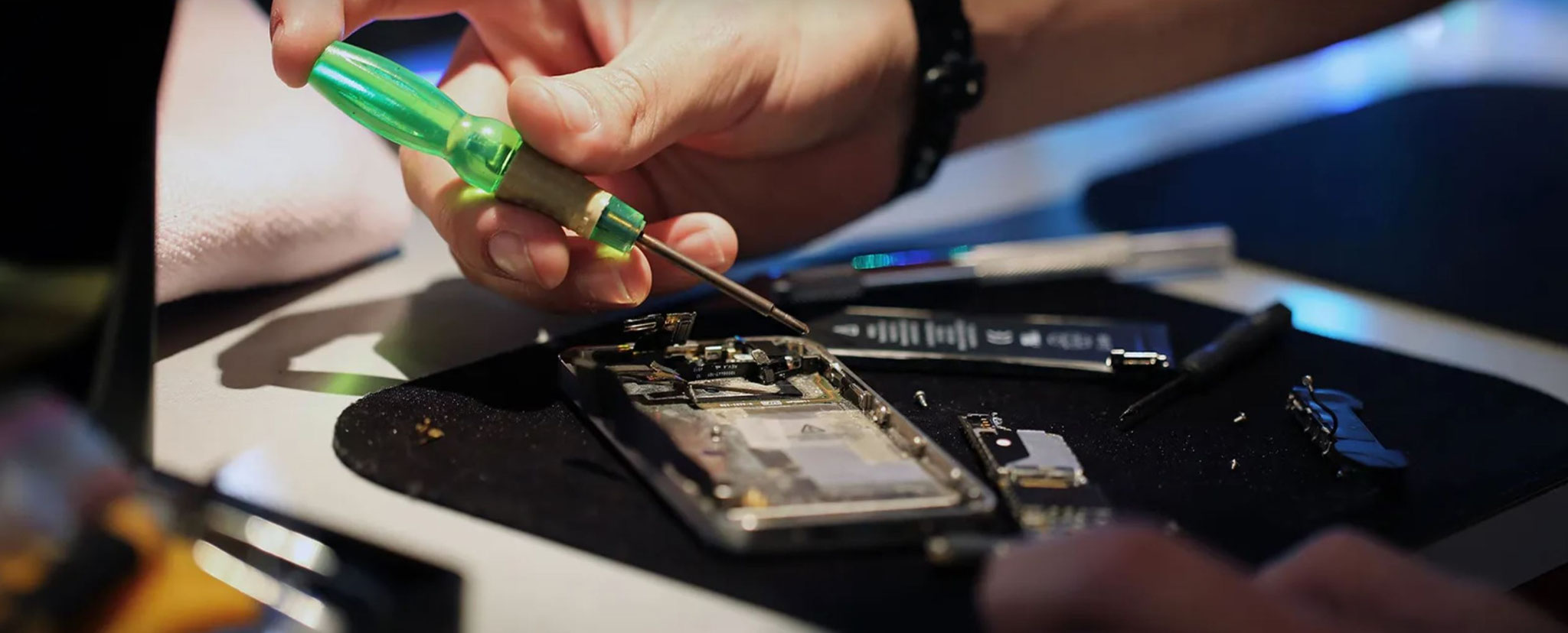 Phonezone AG - Unsere Standorte - Phonezone AG - Handy Reparatur