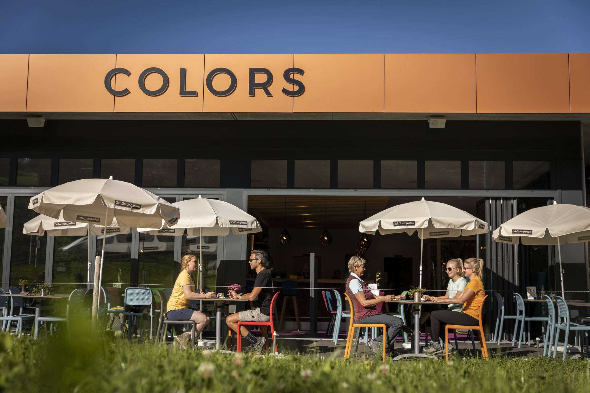 Restaurant und Bar - COLORS – Restaurant und Bar