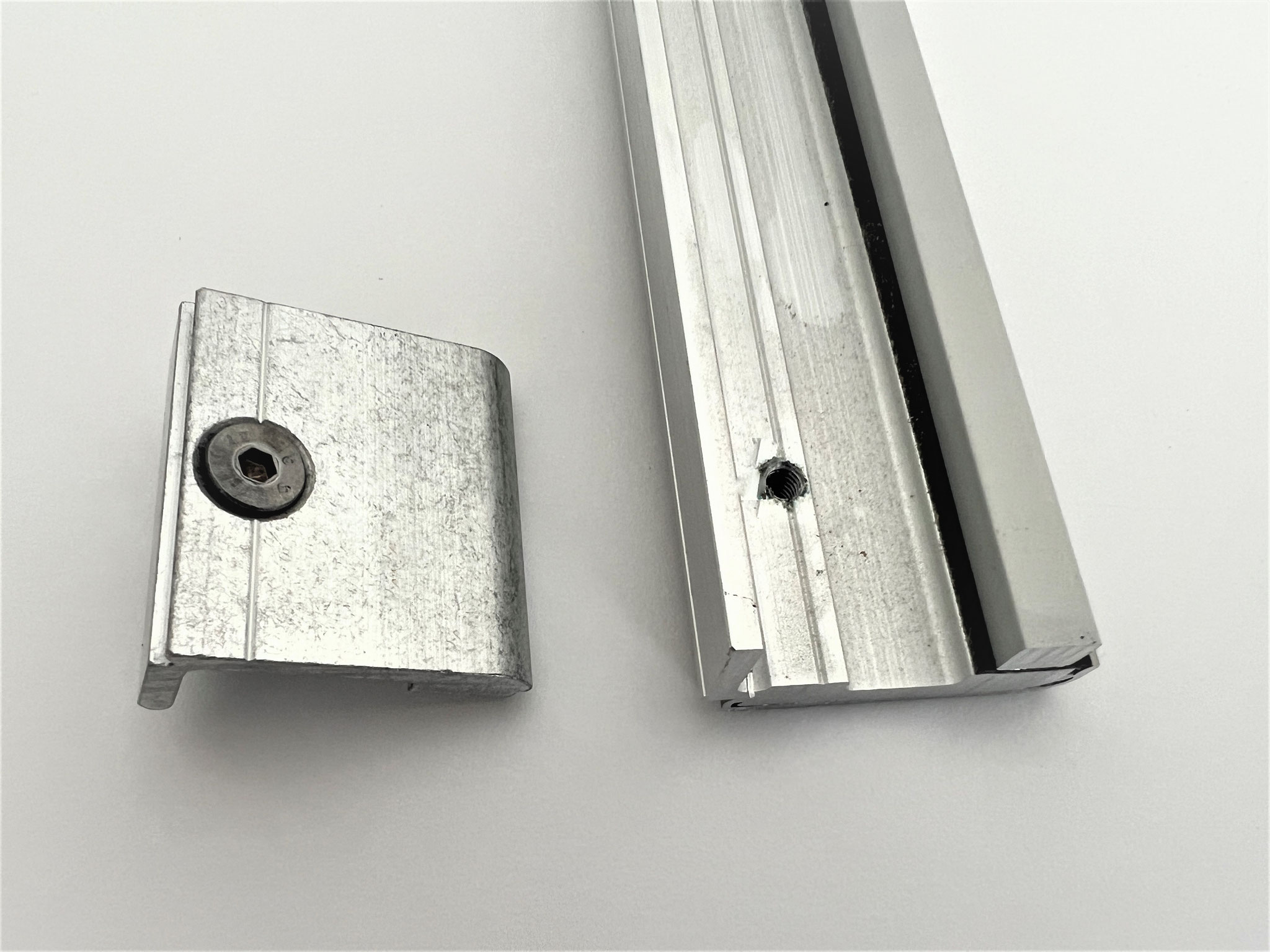 Klemmprofile für Duschtrennwände - sicher und elegant | Unser Shop ...