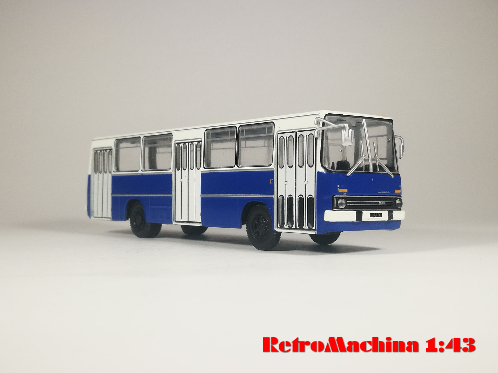 Ikarus 260 - RetroMachina - Muzeum Motoryzacji w Minaturze