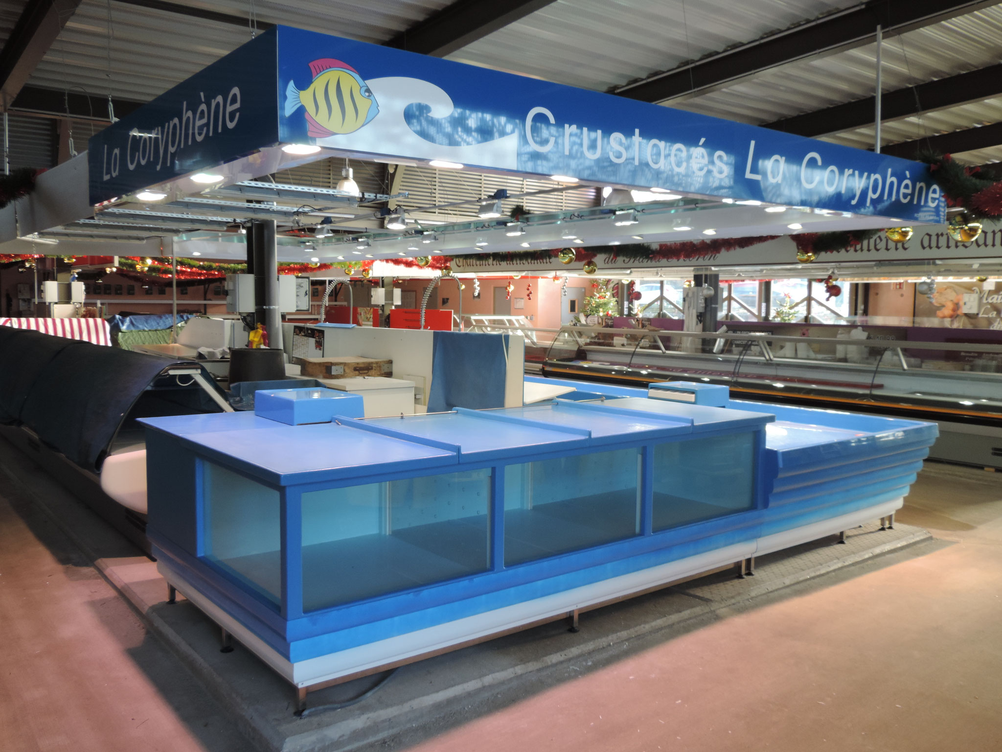 Réalisation pour poissonnier,dans les marchés couverts ou Magasins ...