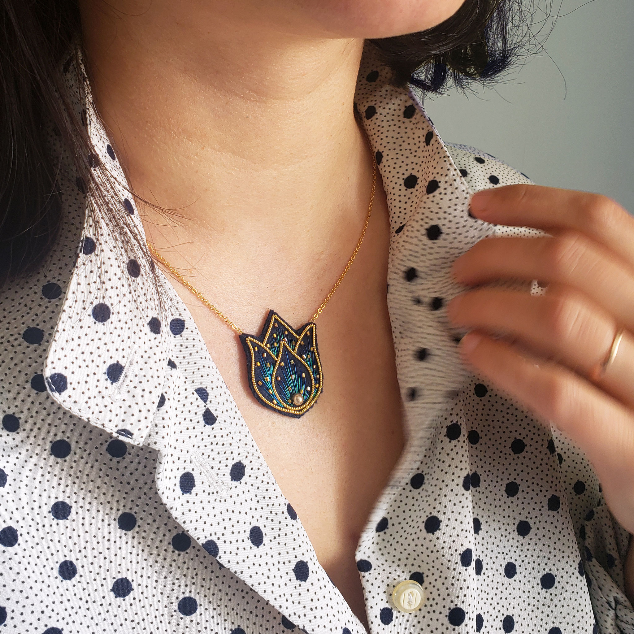 Les fibules lotus - MAISON ABEL