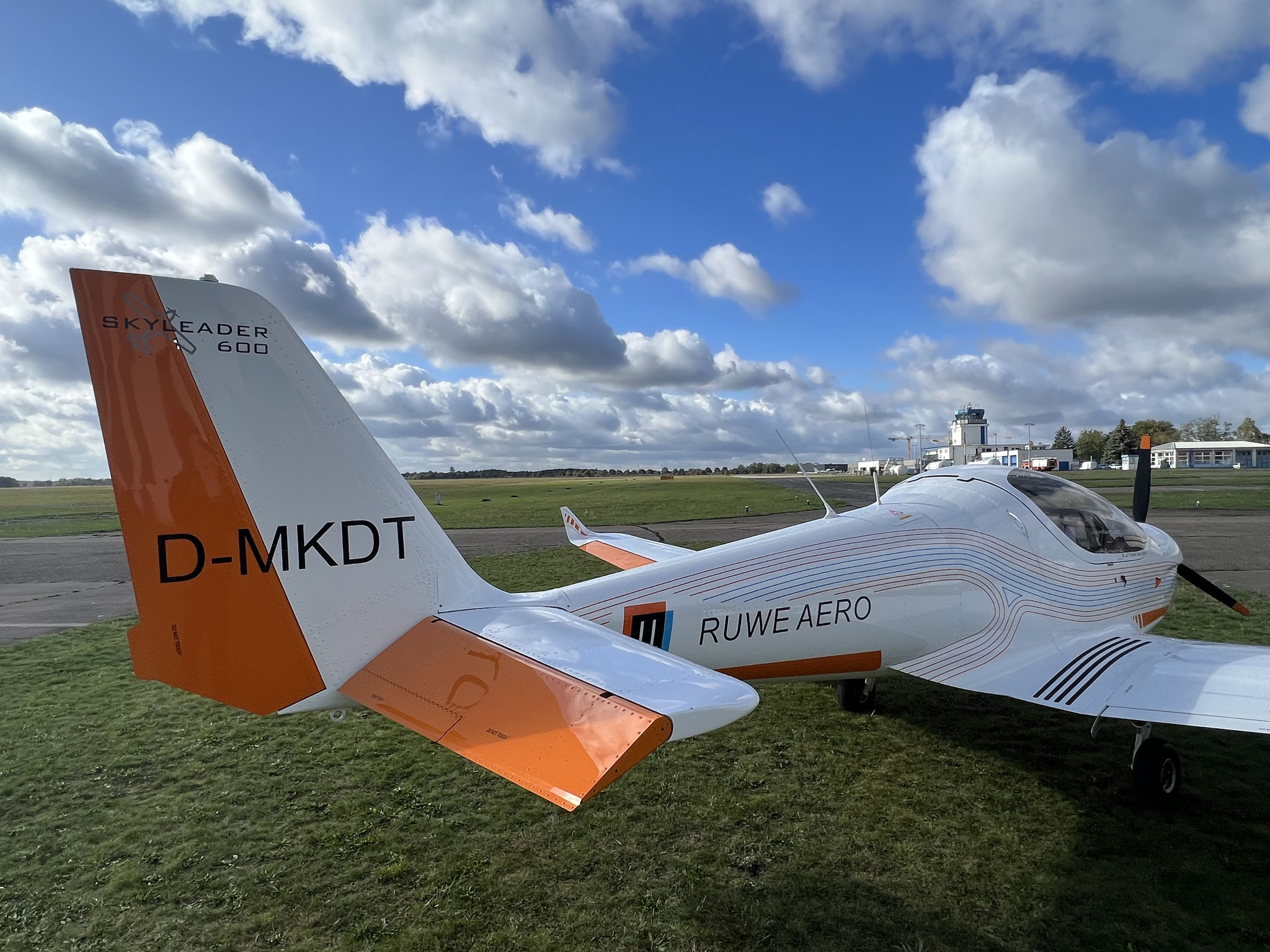 D-MMMK Eurostar EV97 SL - Flugschule RUWE AERO Rundflug Berlin Brandenburg