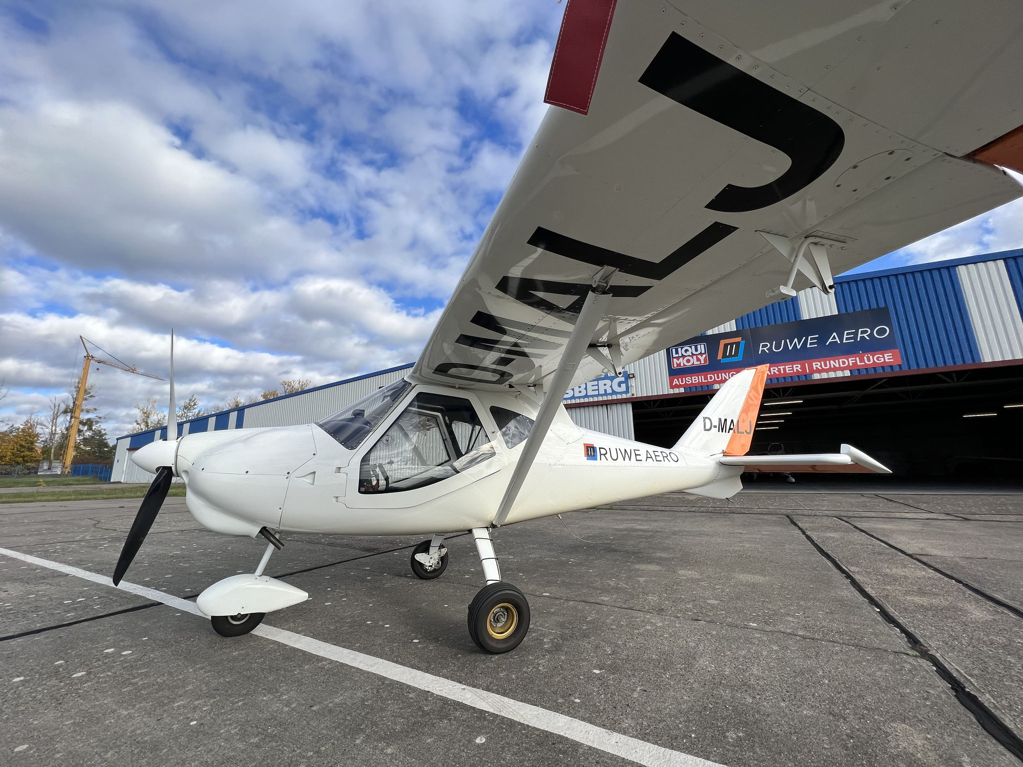 D-MALJ Rider MD3 - Flugschule RUWE AERO Rundflug Berlin Brandenburg