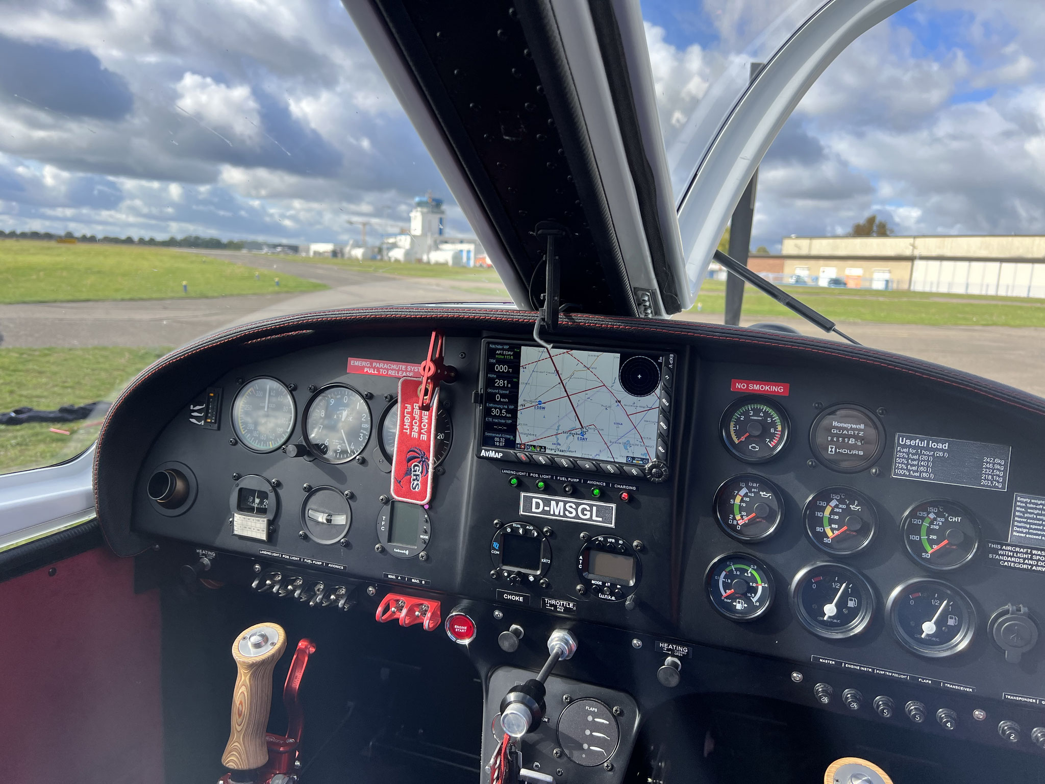 D-MYRU Viper SD4 - Flugschule RUWE AERO Rundflug Berlin Brandenburg