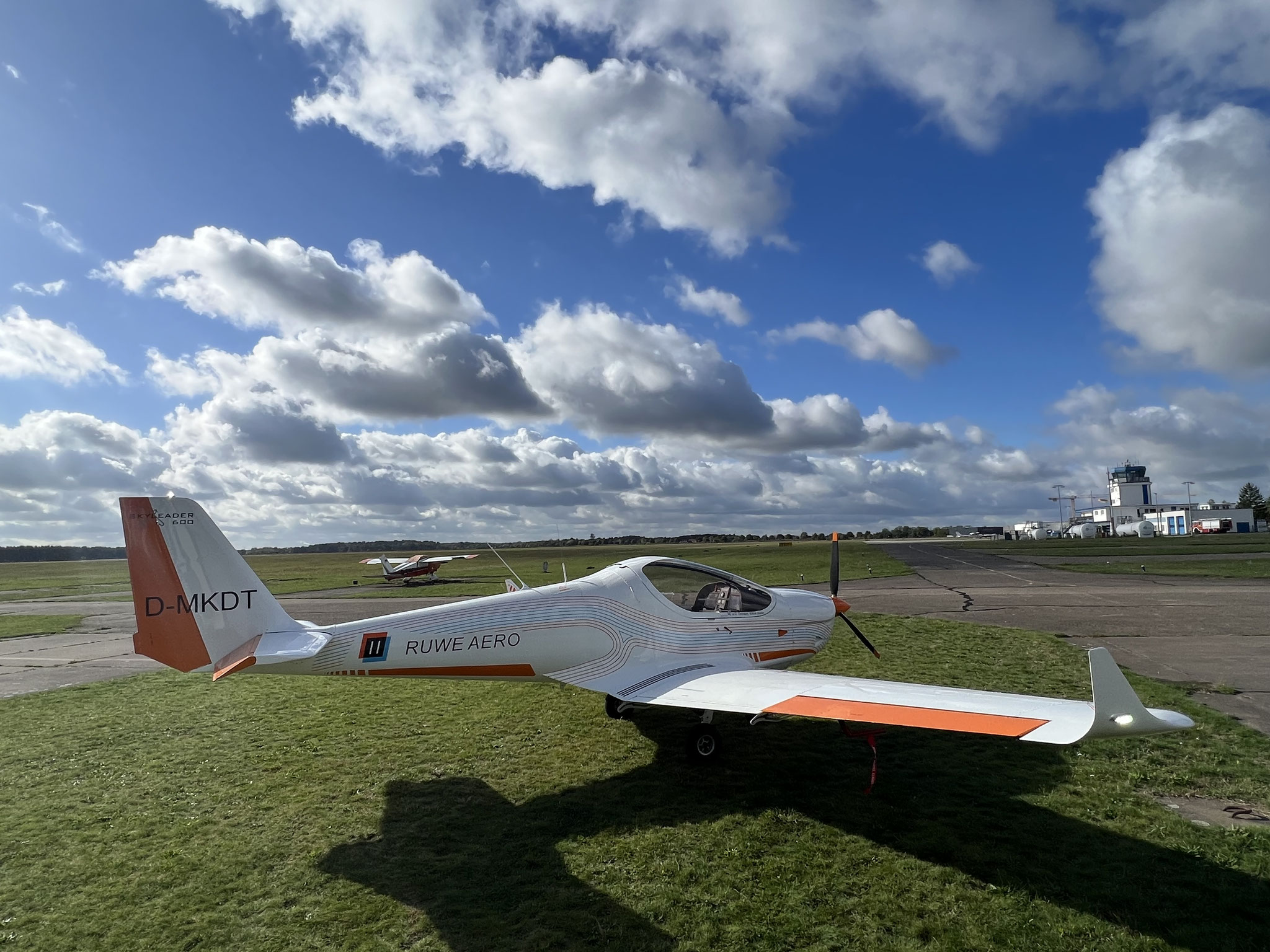 D-MMMK Eurostar EV97 SL - Flugschule RUWE AERO Rundflug Berlin Brandenburg