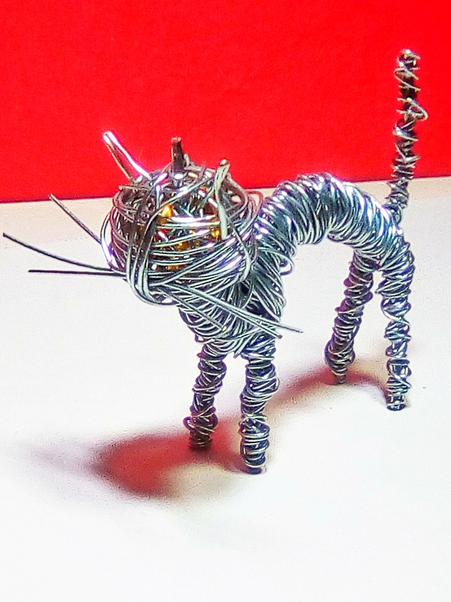 Wire Objects - swisstrailbell® meets bicycle chain art