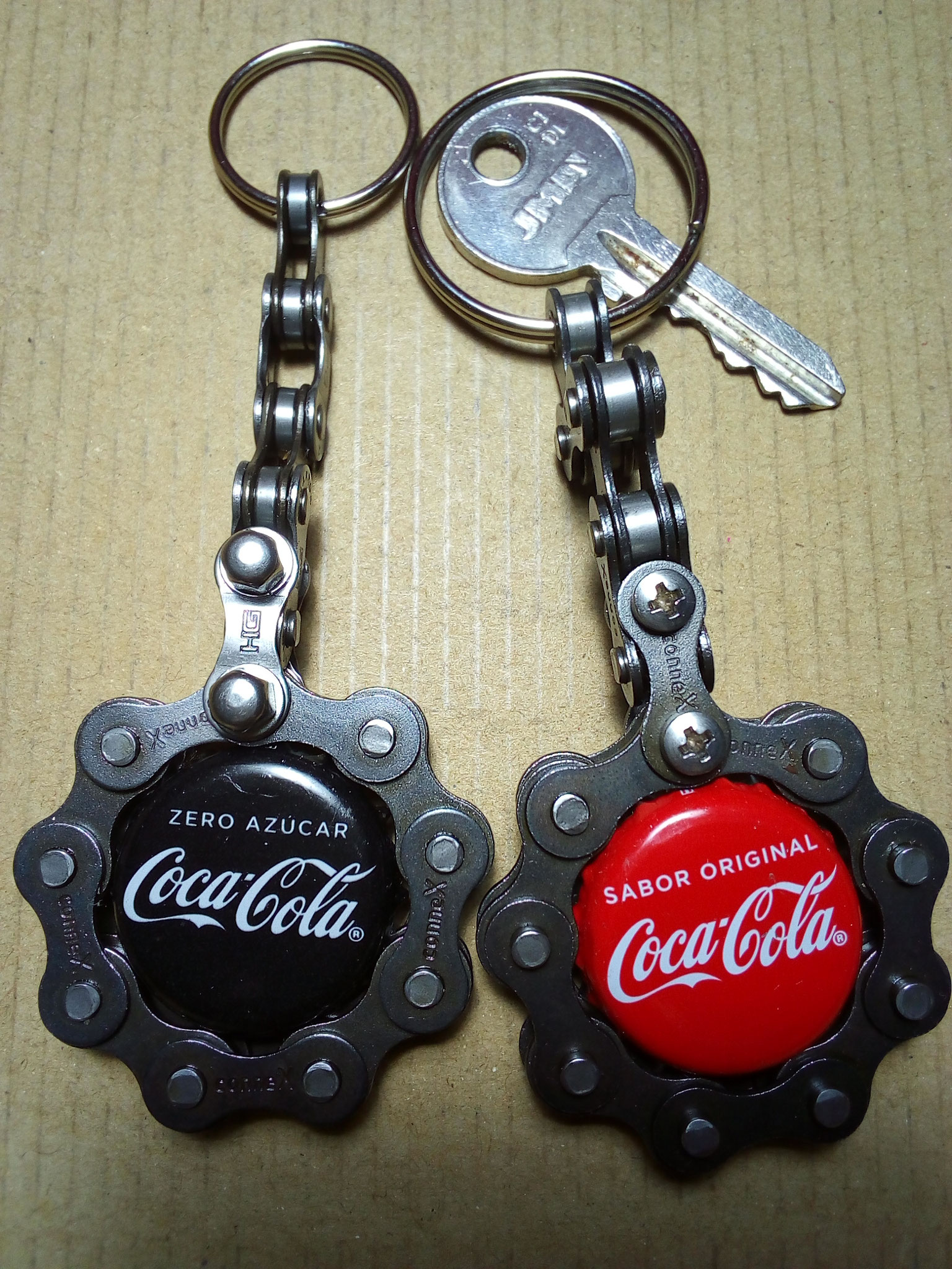 Unique handmade Bicycle chain art work - swisstrailbell® meets bicycle ...