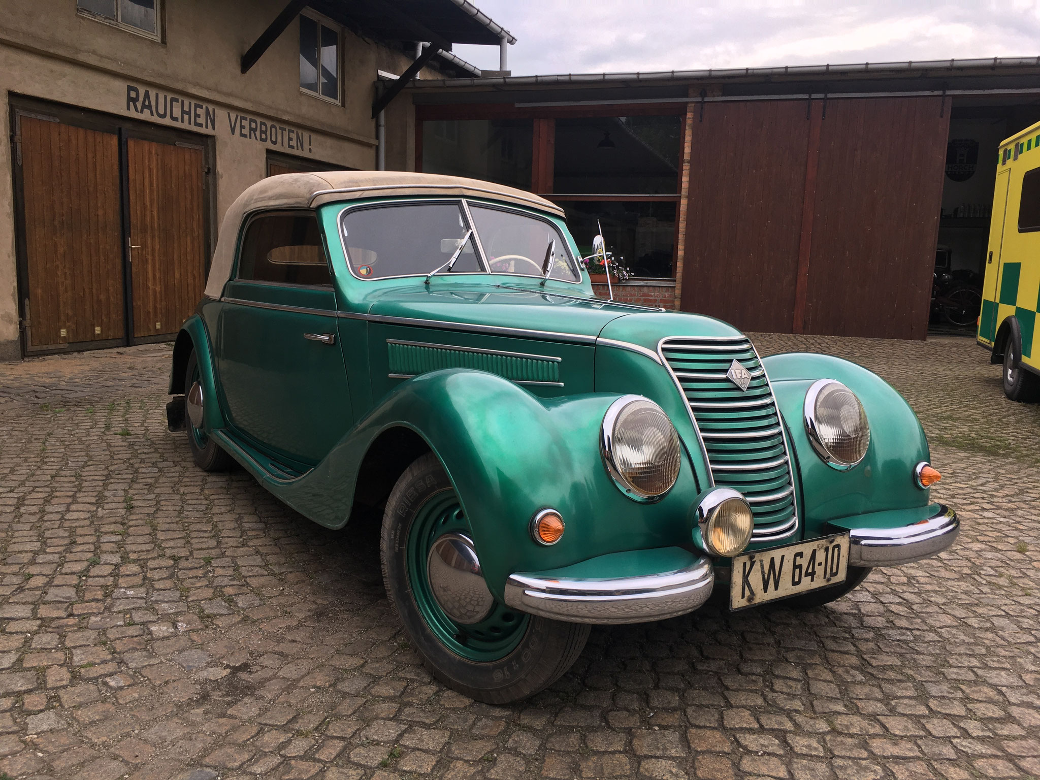 IFA F8 Exportcabrio - oldtimerwelt-dresden