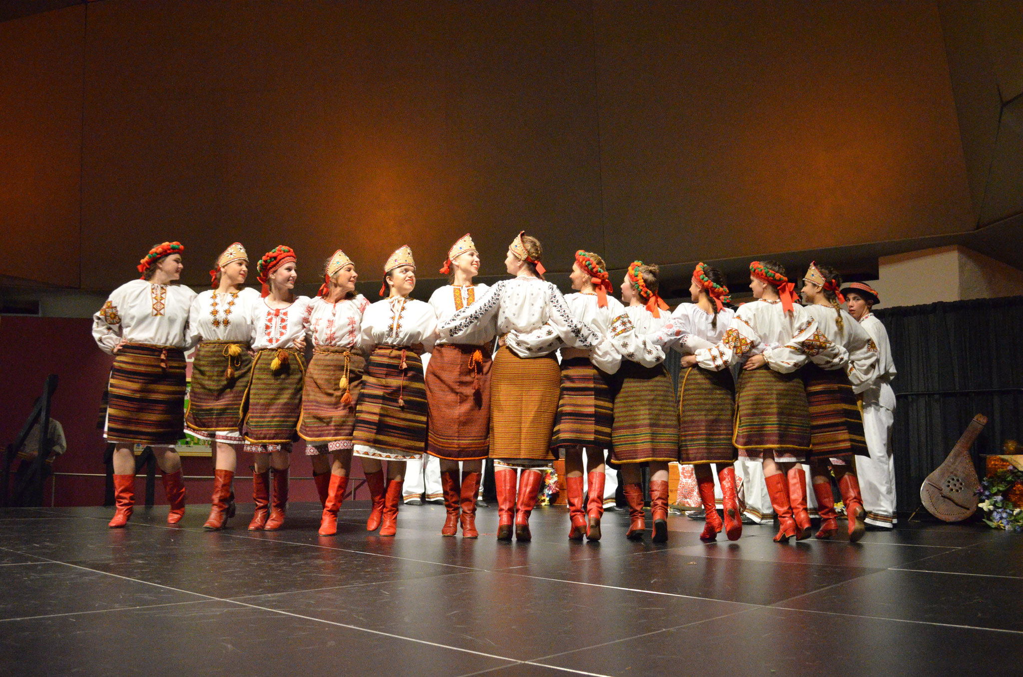 Home - Zorya Ukrainian Dance Ensemble of Dallas Texas
