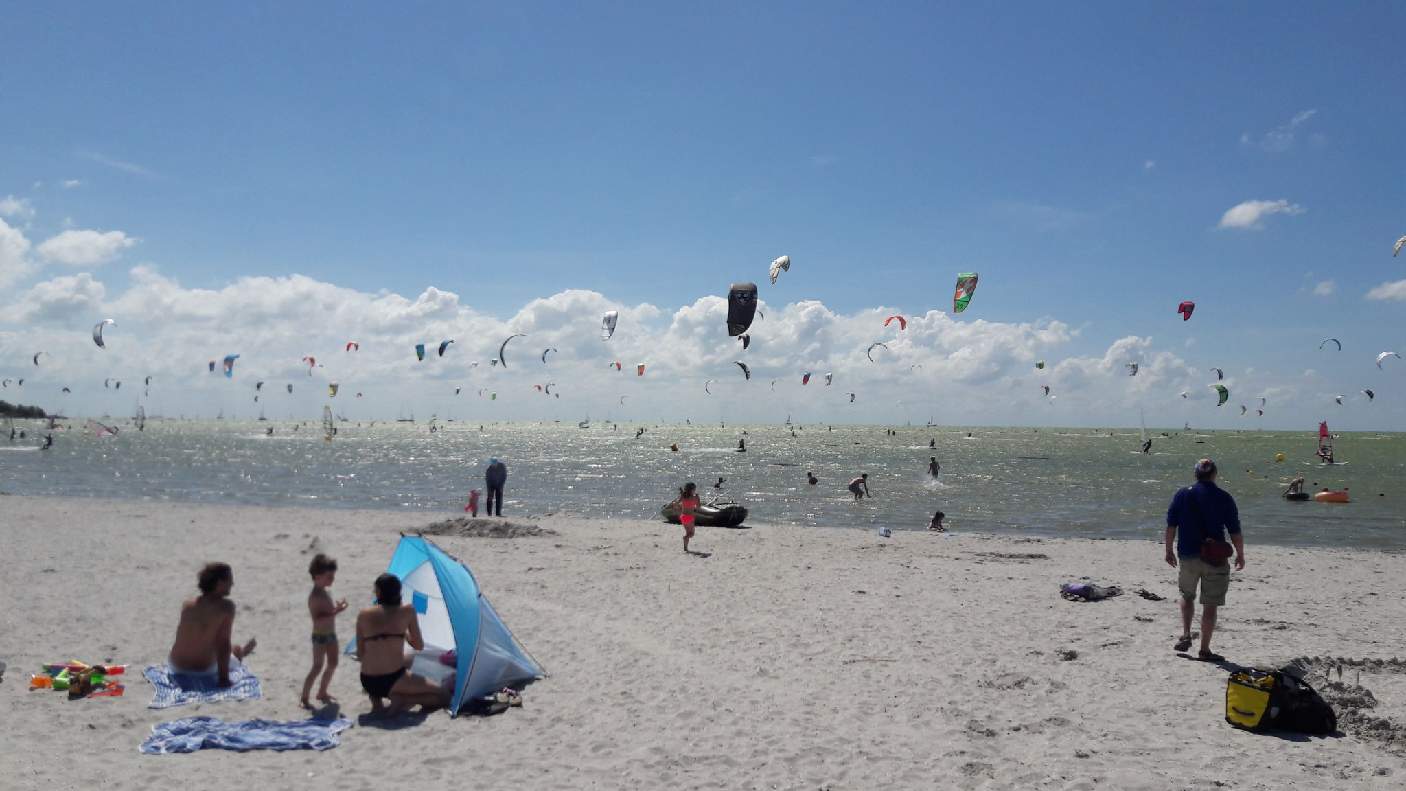 Kiten & Surfen am Ijsselmeer - mobilheim-workums Webseite!