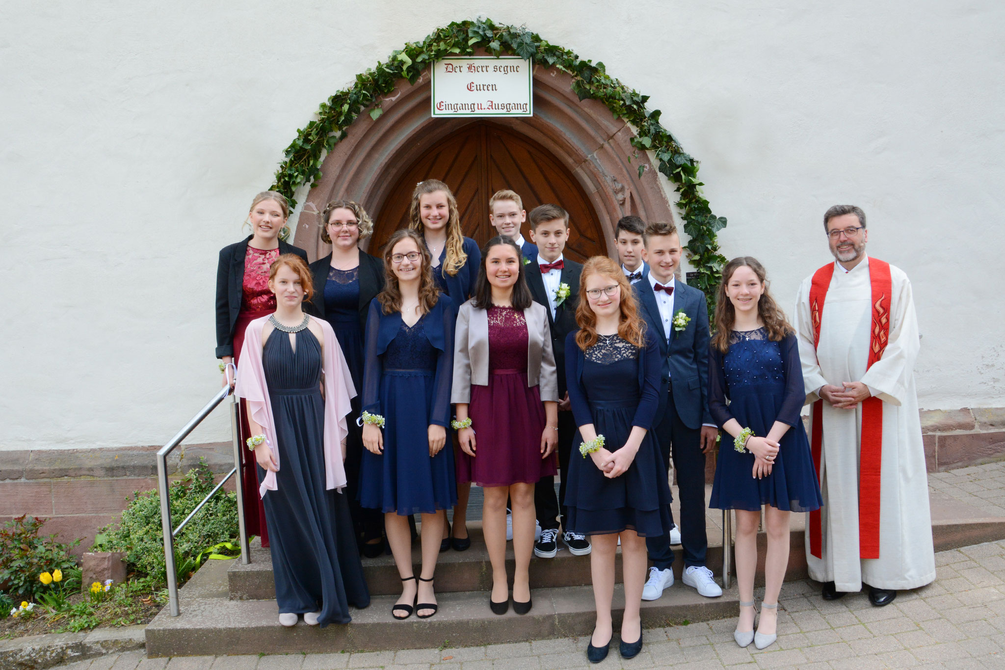 Unsere 9 neuen Konfirmanden - sulzerkirches jimdo page!