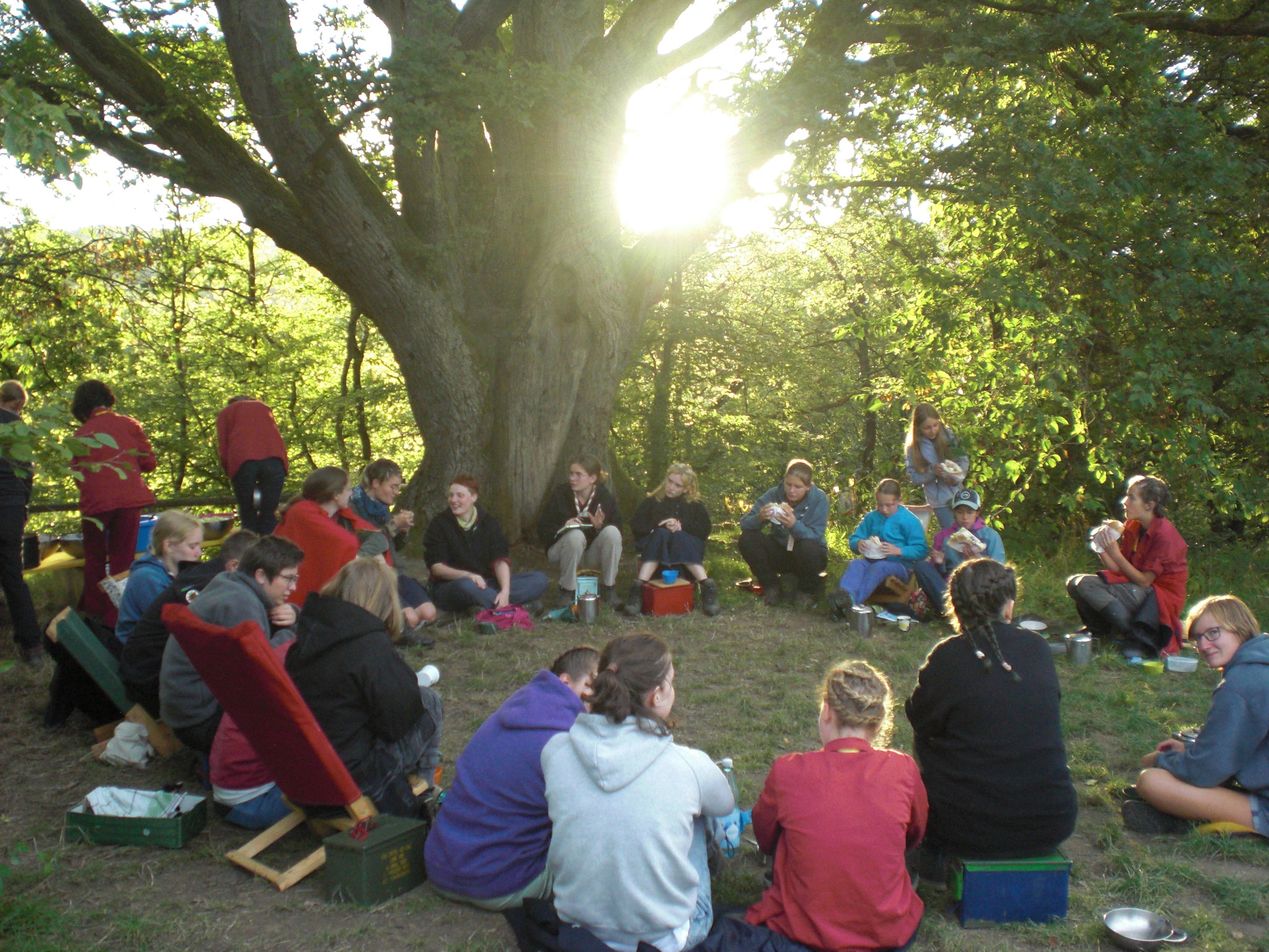 "Dann treibt uns eine Kraft zu folgen dem Ruf der Freiheit!" - Heliand Pfadfinderinnenschaft