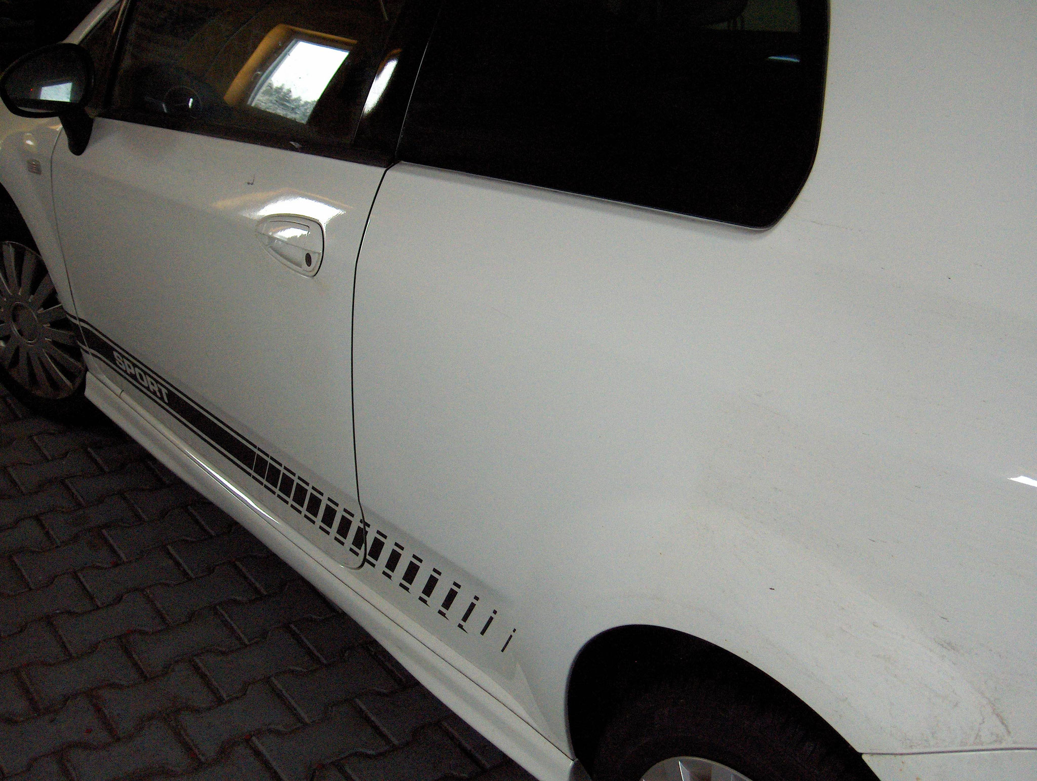 Dellendoktor für Hagelschäden, Dellen und Beulen - Blechklopfer ...