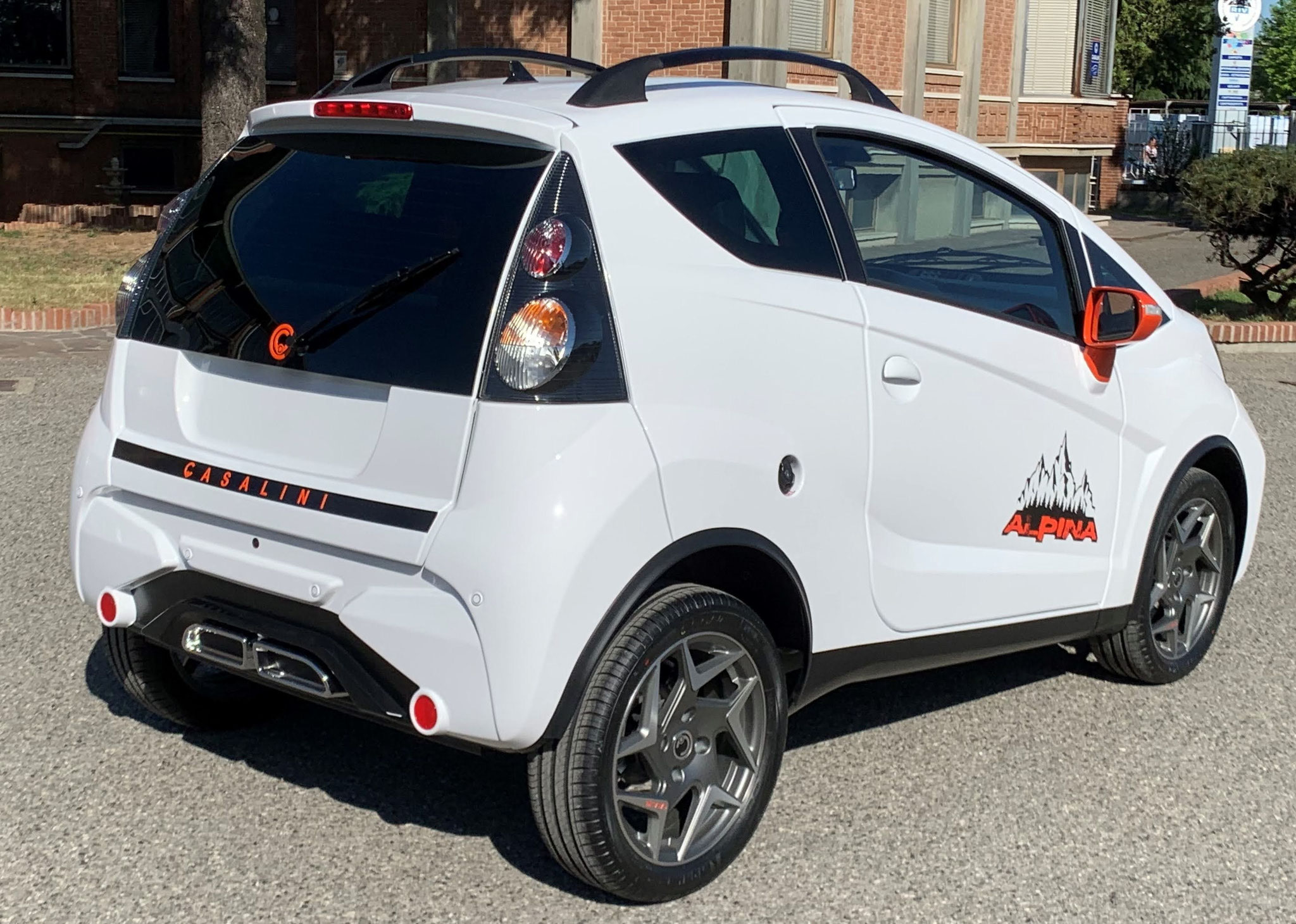 CASALINI ALPINA 550 - ForLoc CASALINI : Voiture Sans Permis à Tours (37)