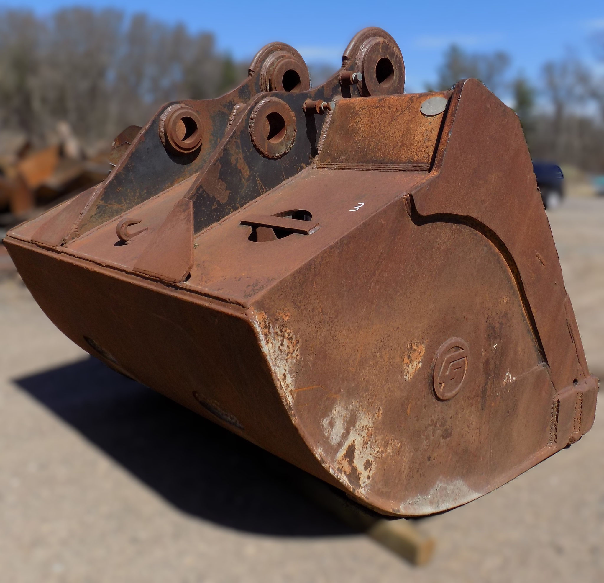 Used Bucket Store - Raveling Companies, LLC