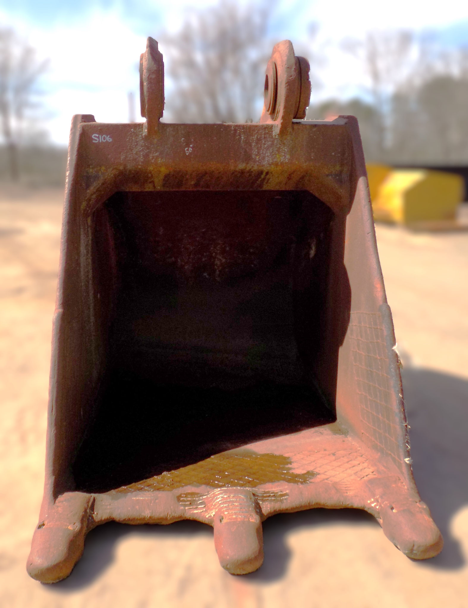 Used Bucket Store - Raveling Companies, LLC