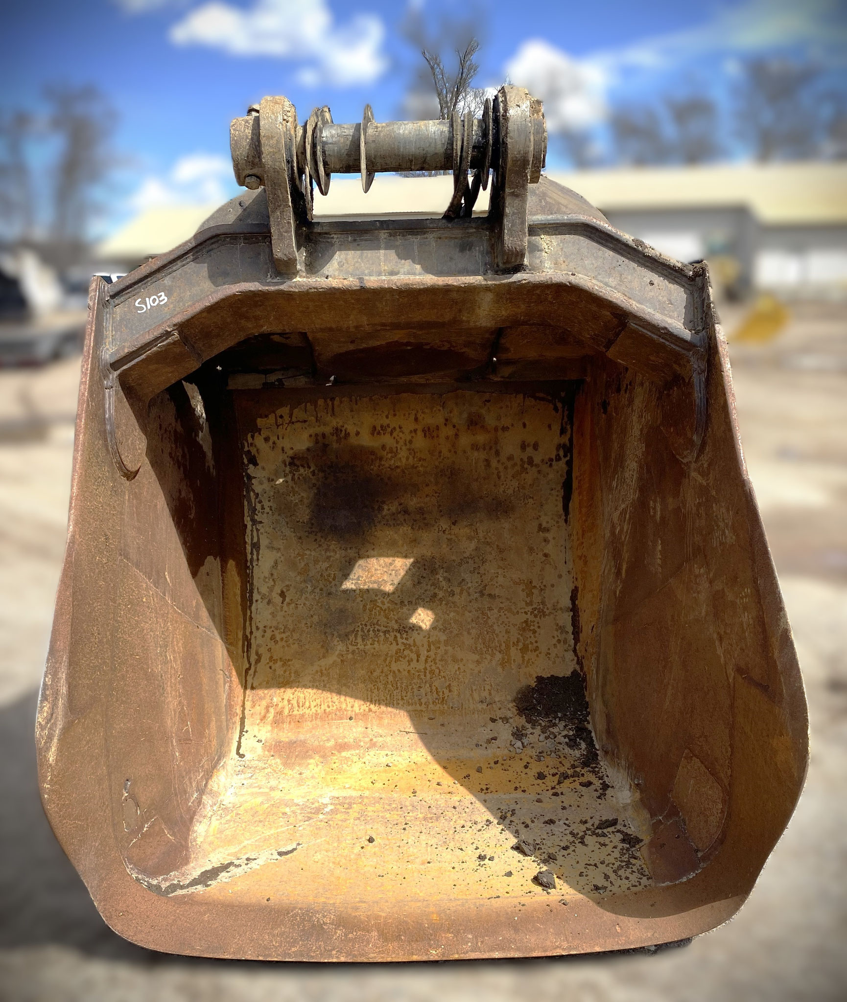 Used Bucket Store - Raveling Companies, LLC