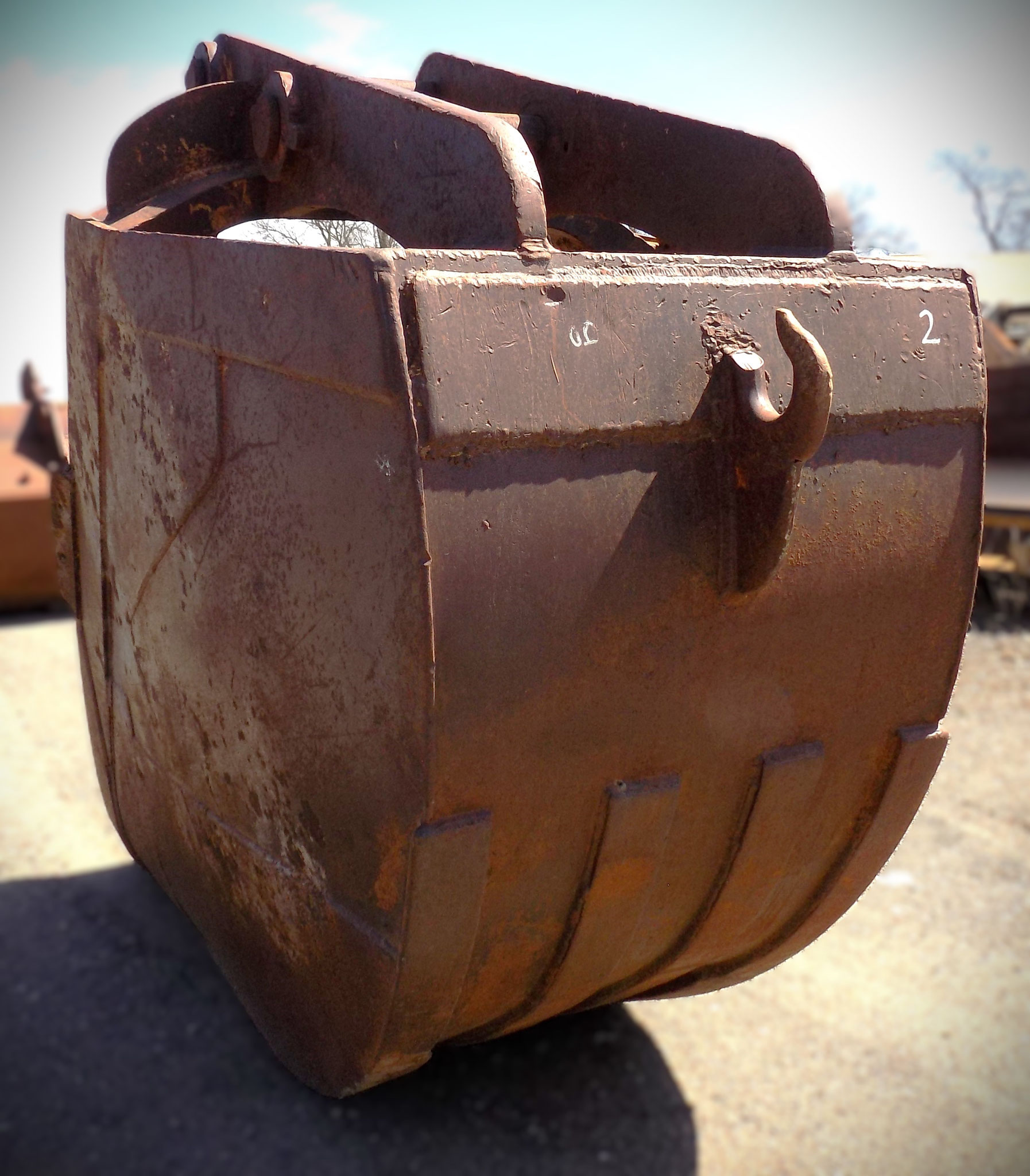 Used Bucket Store - Raveling Companies, LLC