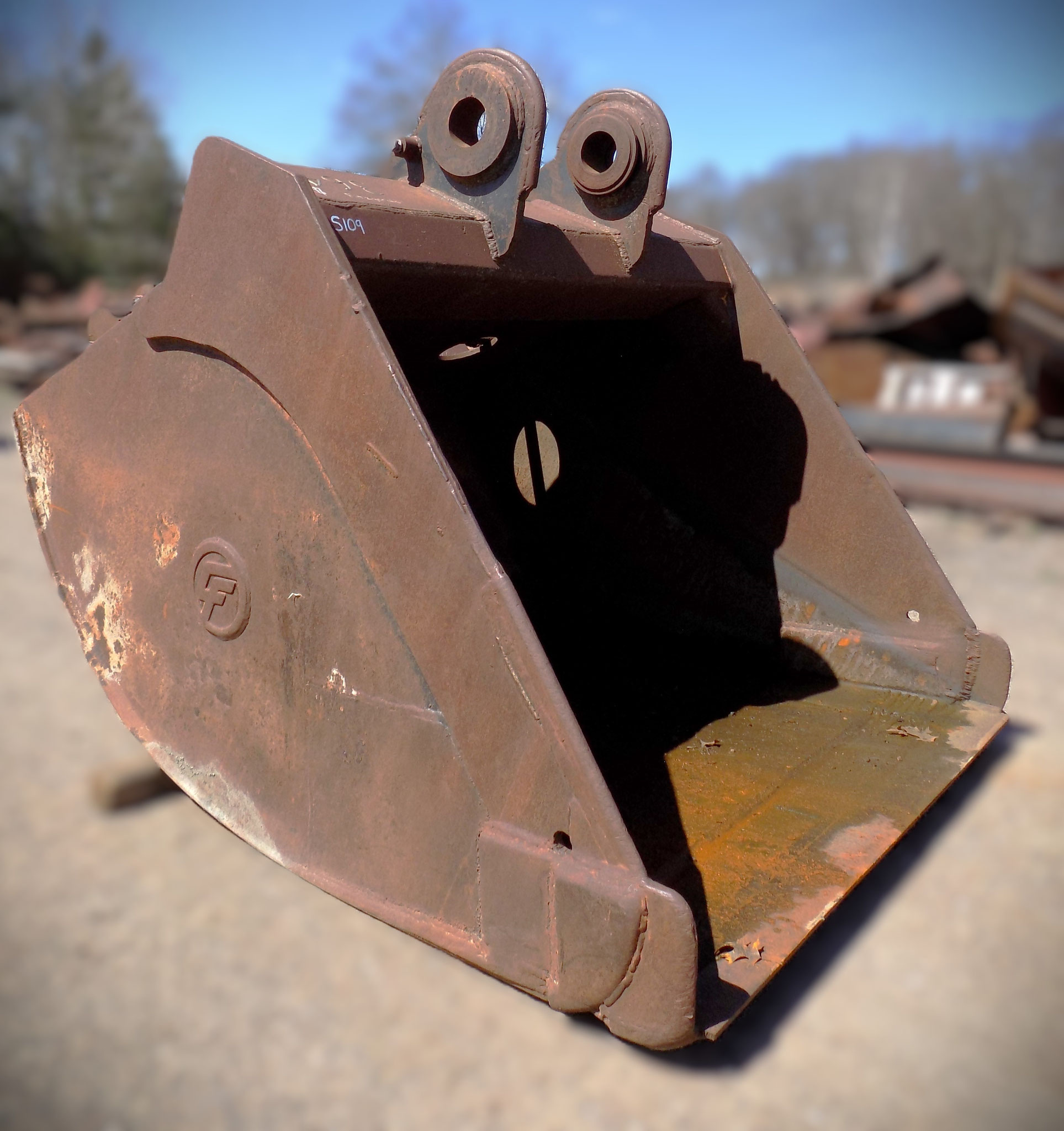 Used Bucket Store - Raveling Companies, LLC