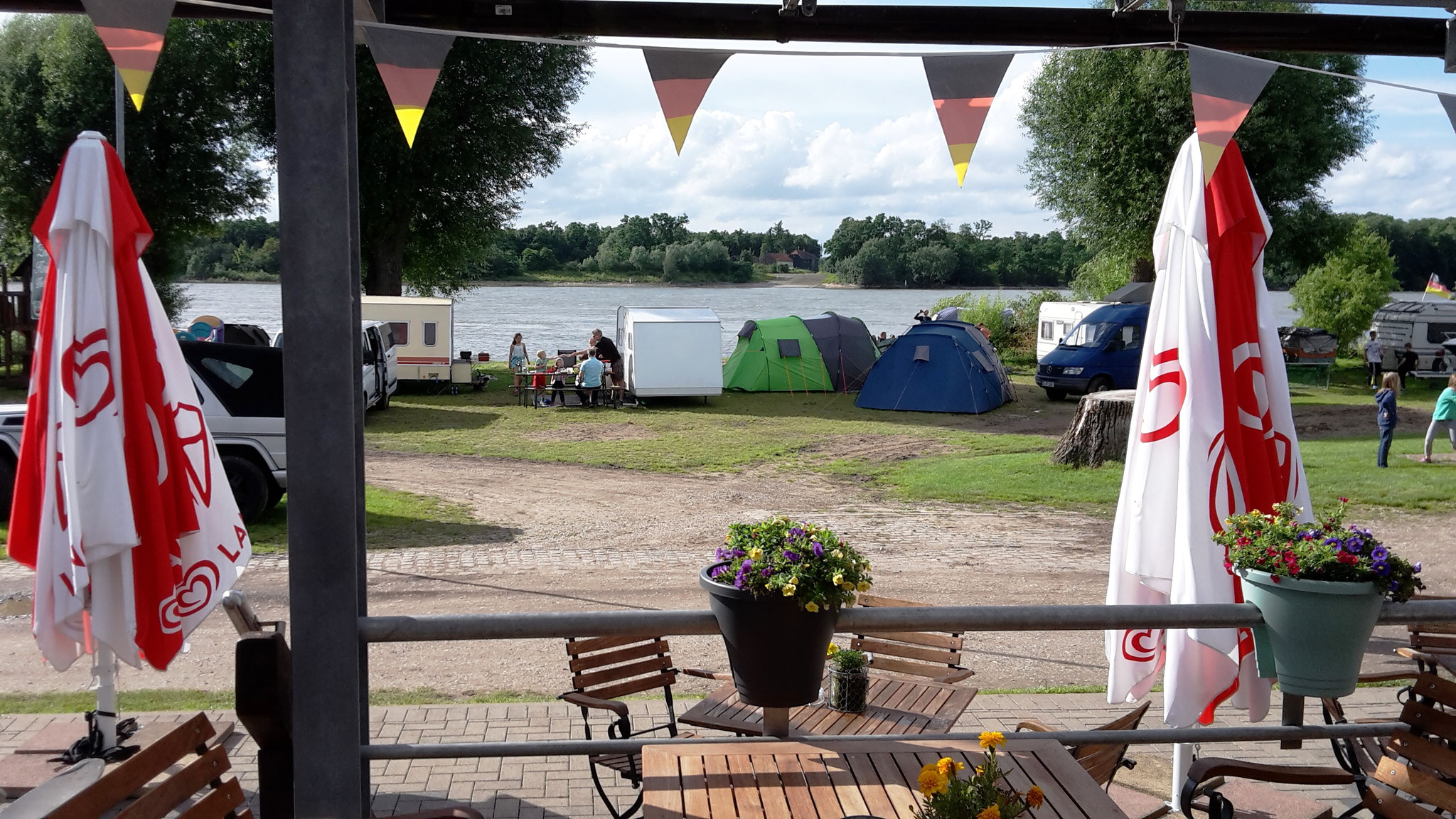 Camping am Rhein zwischen Köln und Düsseldorf - Camping am Rhein ...