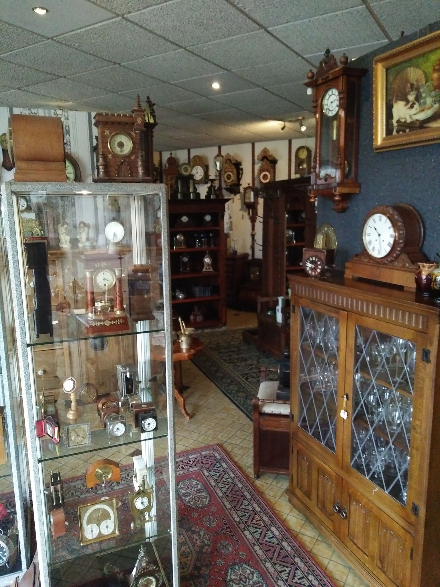 Antiekwinkel: in- en verkoop van antiek - Loohuis Antiek & Klokken