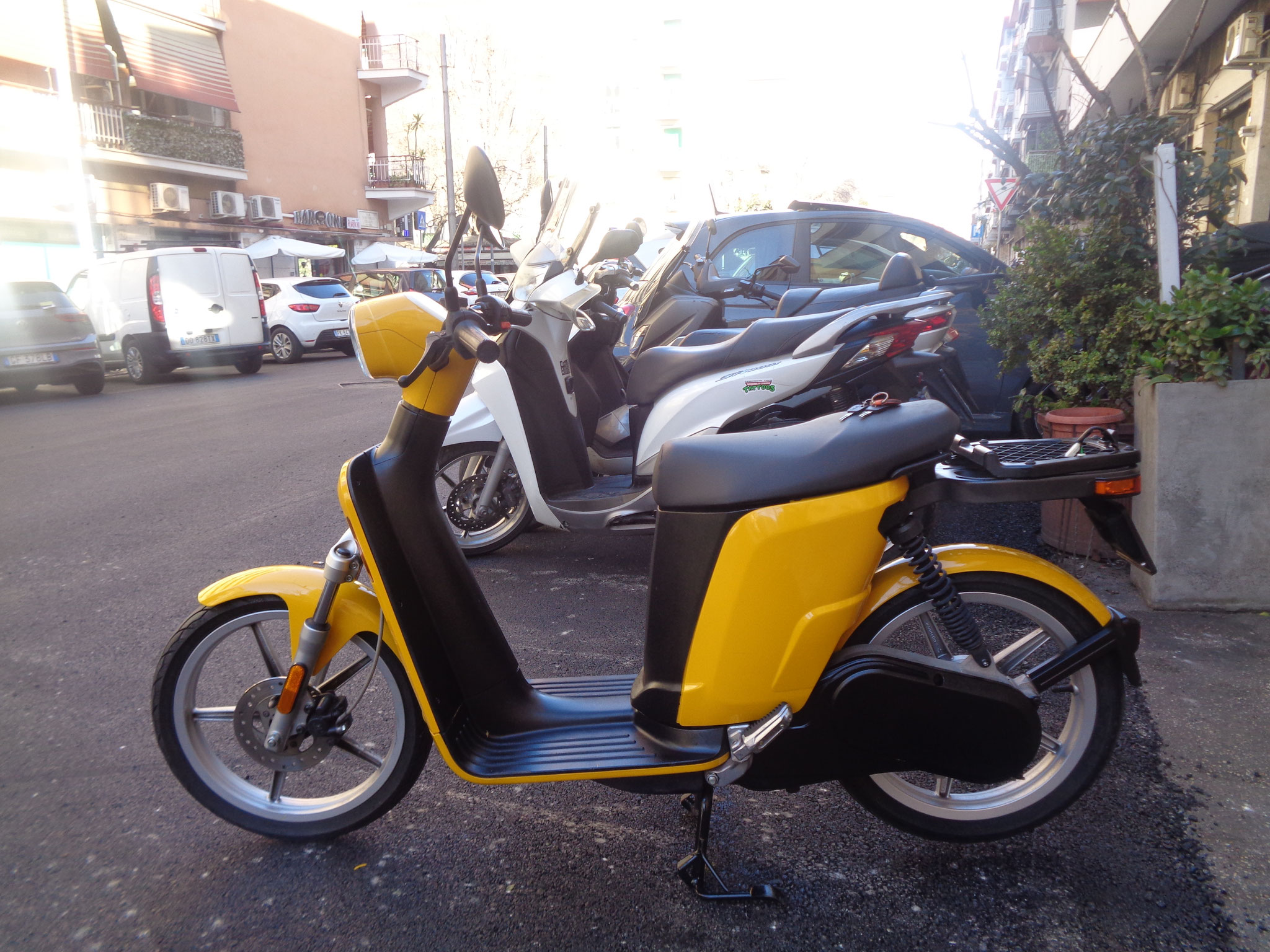 I NOSTRI SCOOTER 50 USATI A ROMA - MOTO USATE ROMA - Di Nezza MOTO ...